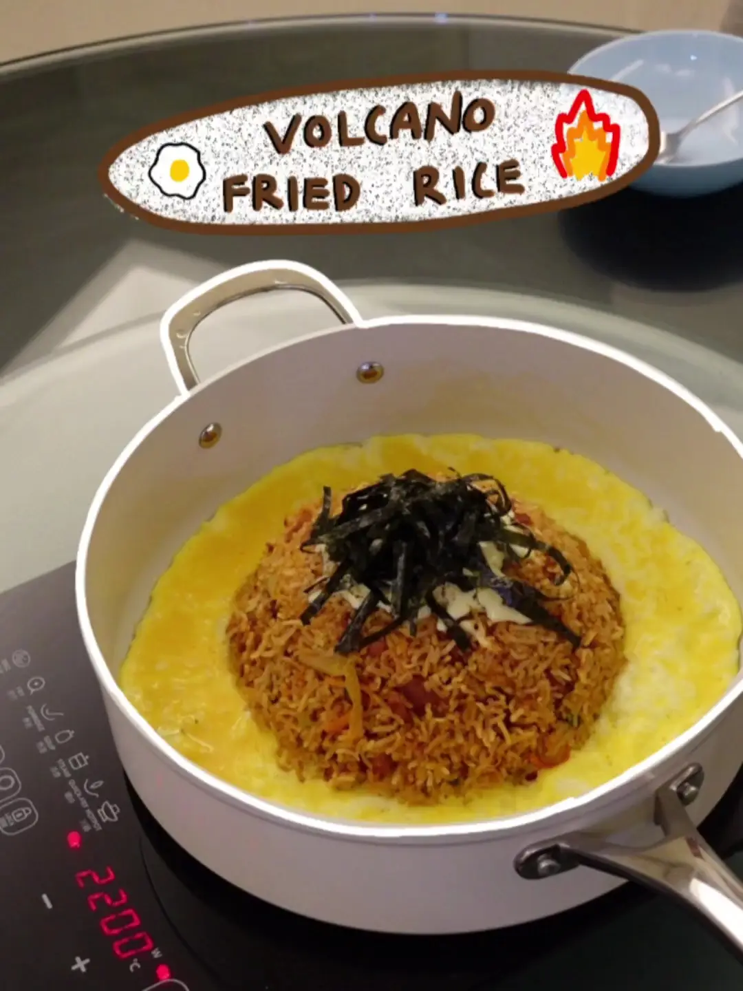 Volcano Fried Rice at home 🔥 | วิดีโอที่เผยแพร่โดย Ashley | Lemon8