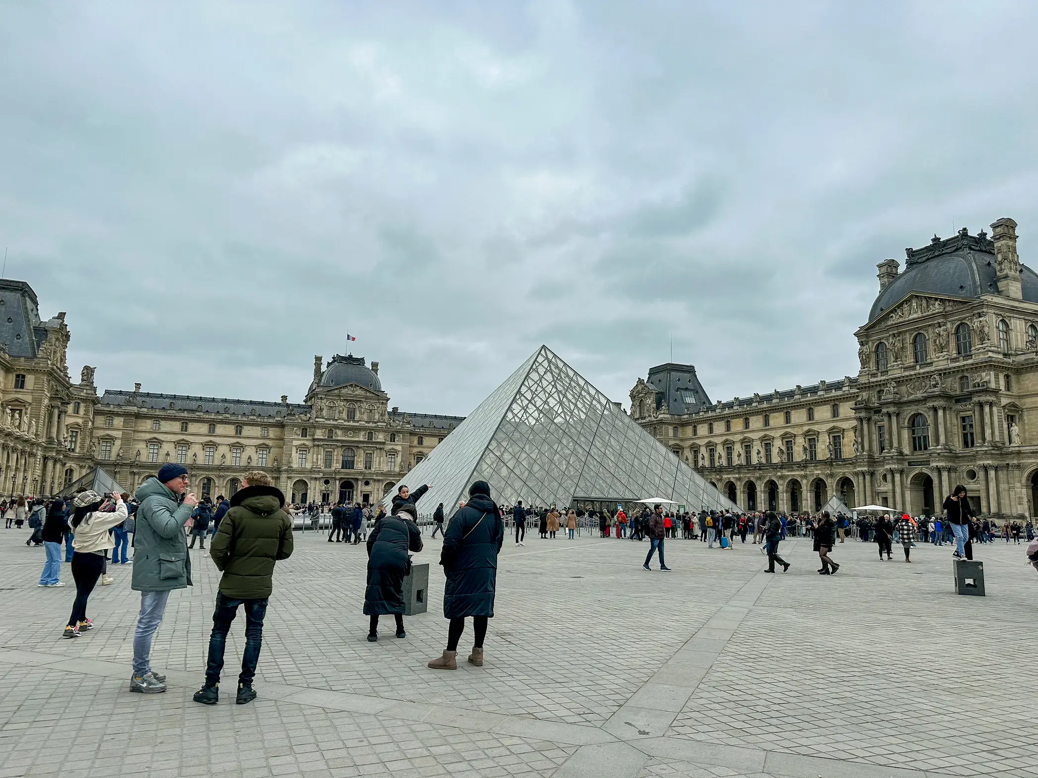 📸พาชมจุดถ่ายรูปเช็คอินสวยๆ ที่เมืองปารีส ฝรั่งเศสกัน 🇫🇷 | แกลเลอรีที่ ...