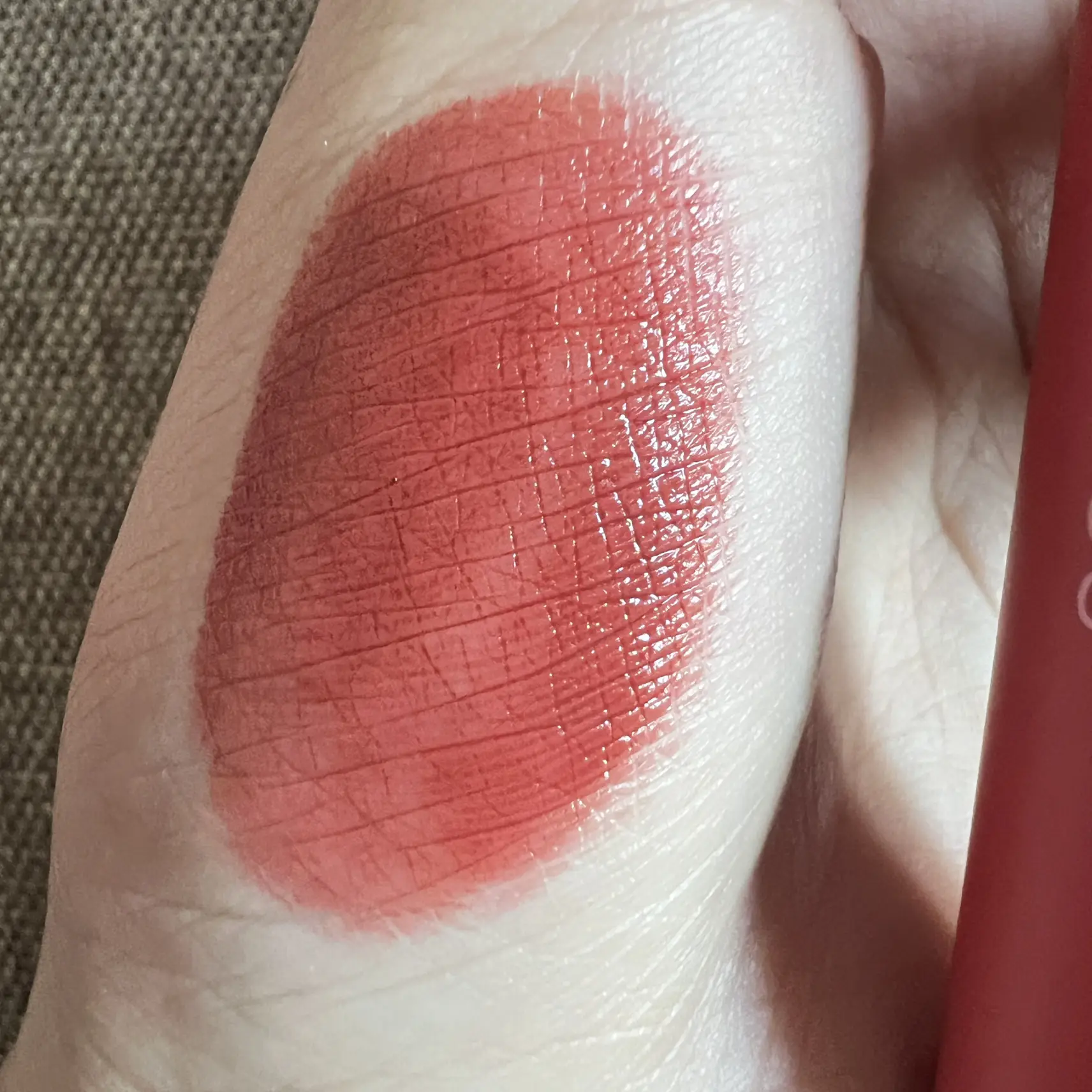 Sasi lip tint 04 💘 | แกลเลอรีที่โพสต์โดย bambii💖 | Lemon8