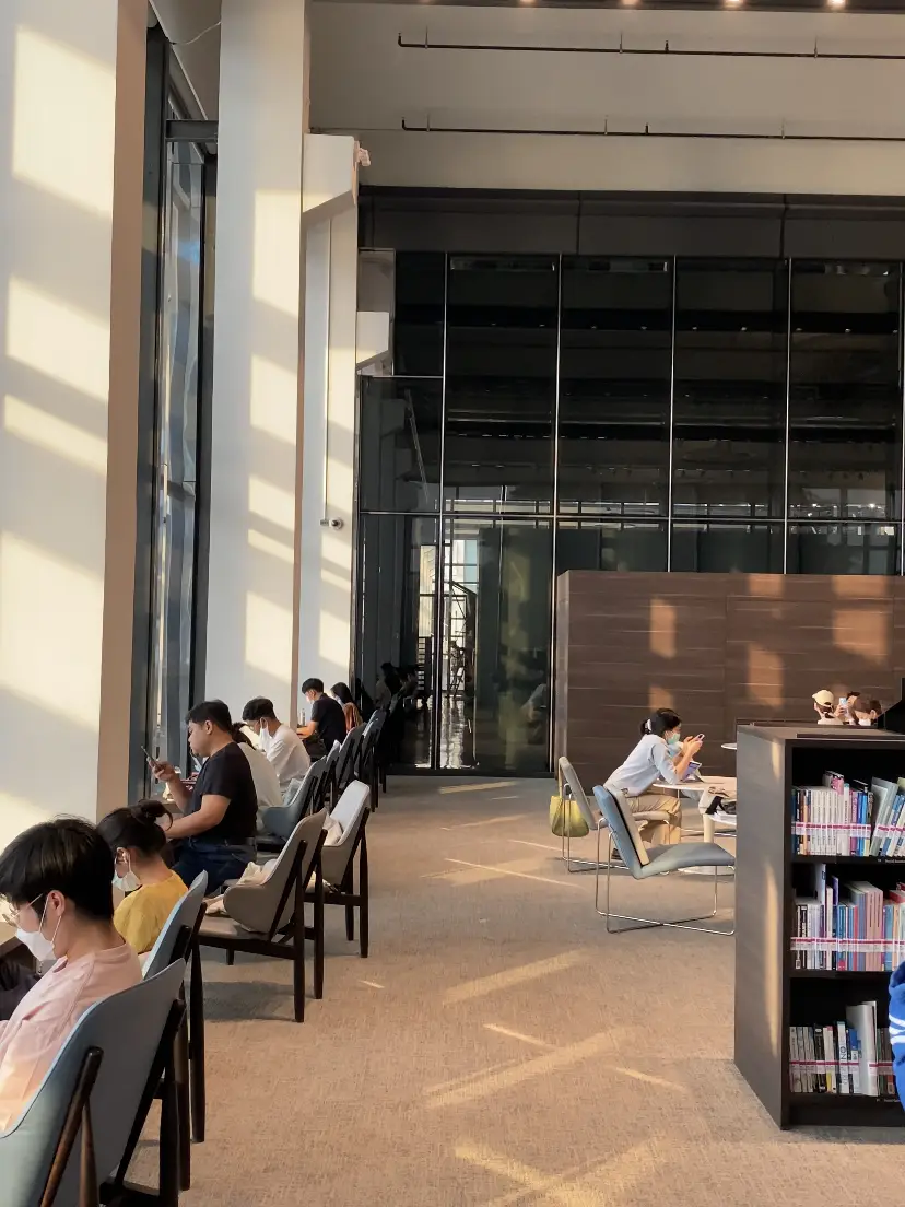 Dating place in Bangkok. Very beautiful view. Super romantic. Free ...