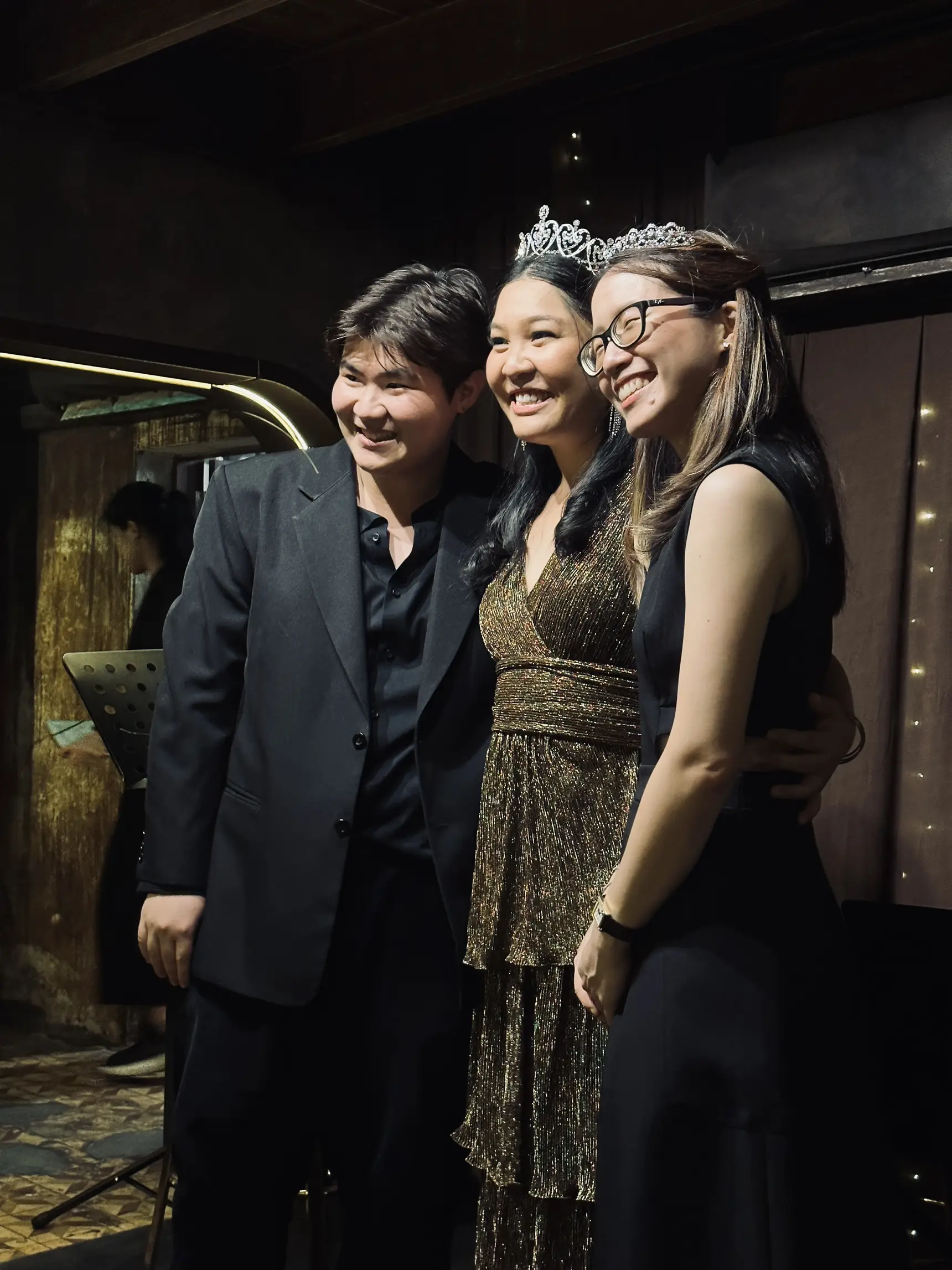 รีวิวปาร์ตี้ดิสนีย์ | บารลับ ‘ONCE UPON A DREAM’ 🥰 | แกลเลอรีที่โพสต์โดย Disney EVT TH | Lemon8