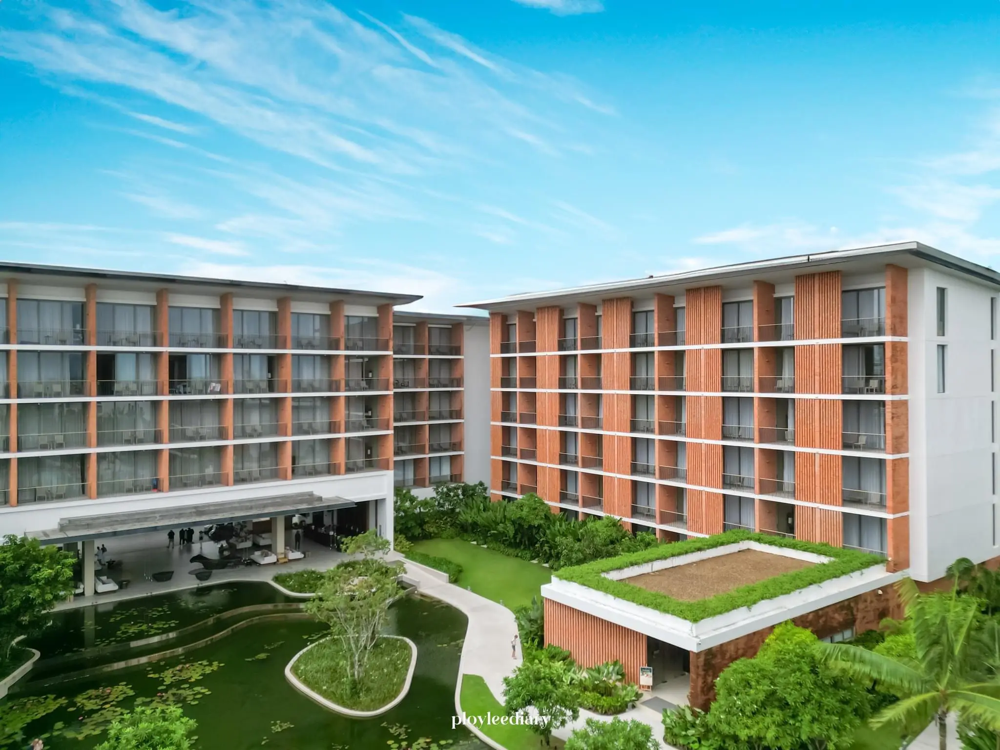 รีสอร์ท 5 ดาว 𝐏𝐮𝐥𝐥𝐦𝐚𝐧 𝐊𝐡𝐨𝐚𝐥𝐚𝐤 𝐑𝐞𝐬𝐨𝐫𝐭🛕 | แกลเลอรีที่โพสต์โดย Ploylee Diary | Lemon8