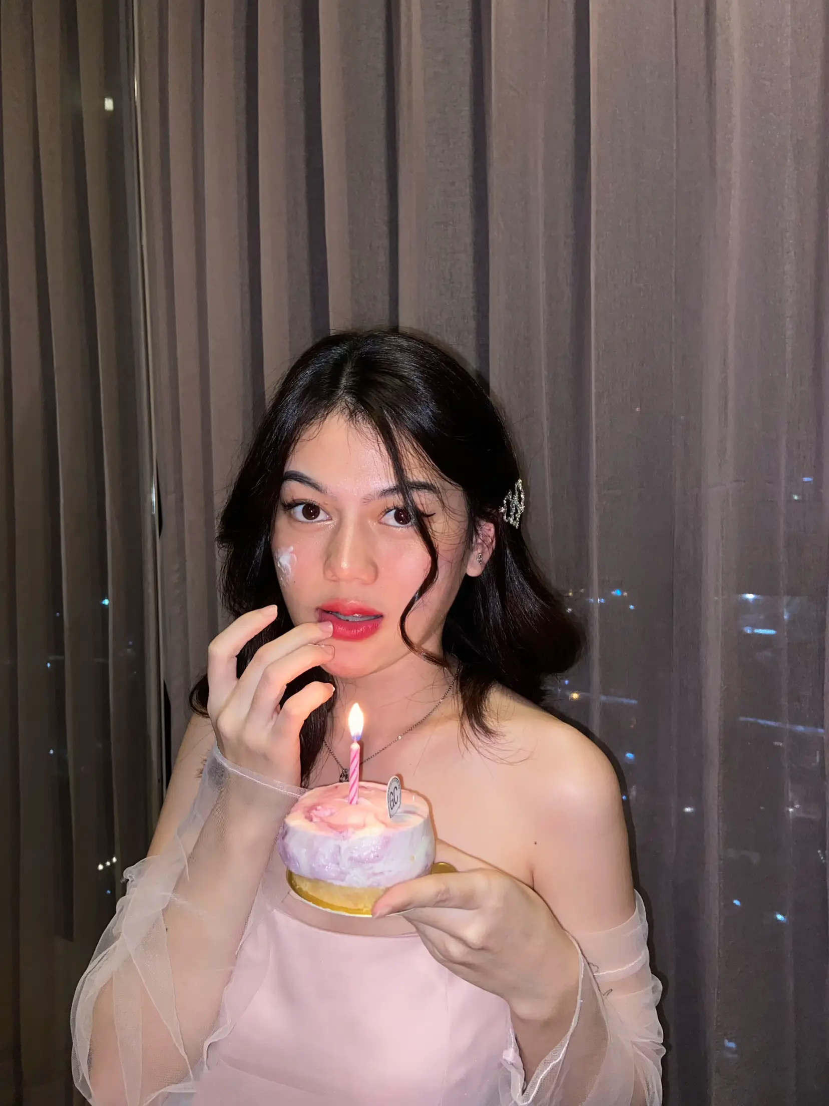 ถ่ายรูปวันเกิดแบบสาวขี้เล่น 🎂 แกลเลอรีที่โพสต์โดย Ploy3s Lemon8