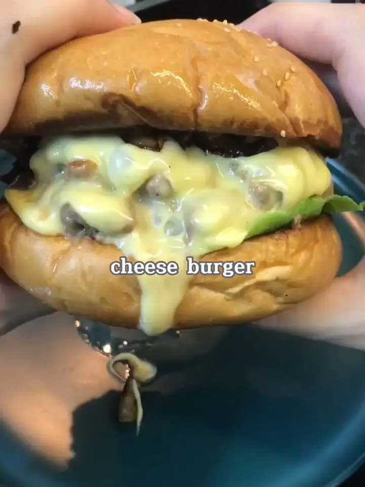 Cheese Burger 🍔🧀 | Video do Hằng đứng bếp đăng | Lemon8