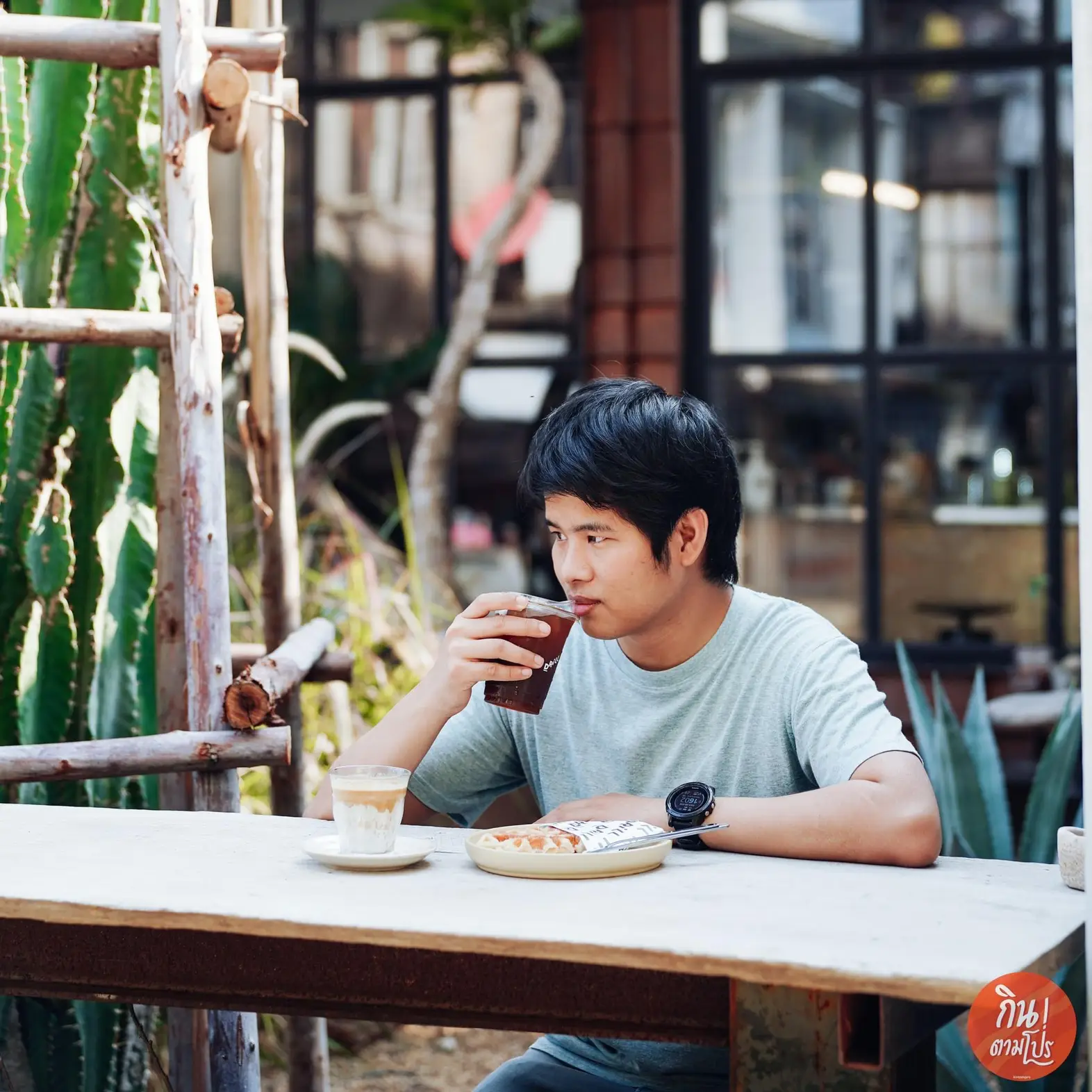 Drill Secret Cafe in Rama 3 Neighborhood Mechanic Equipment Showroom | Gallery posted by กินตาม ...