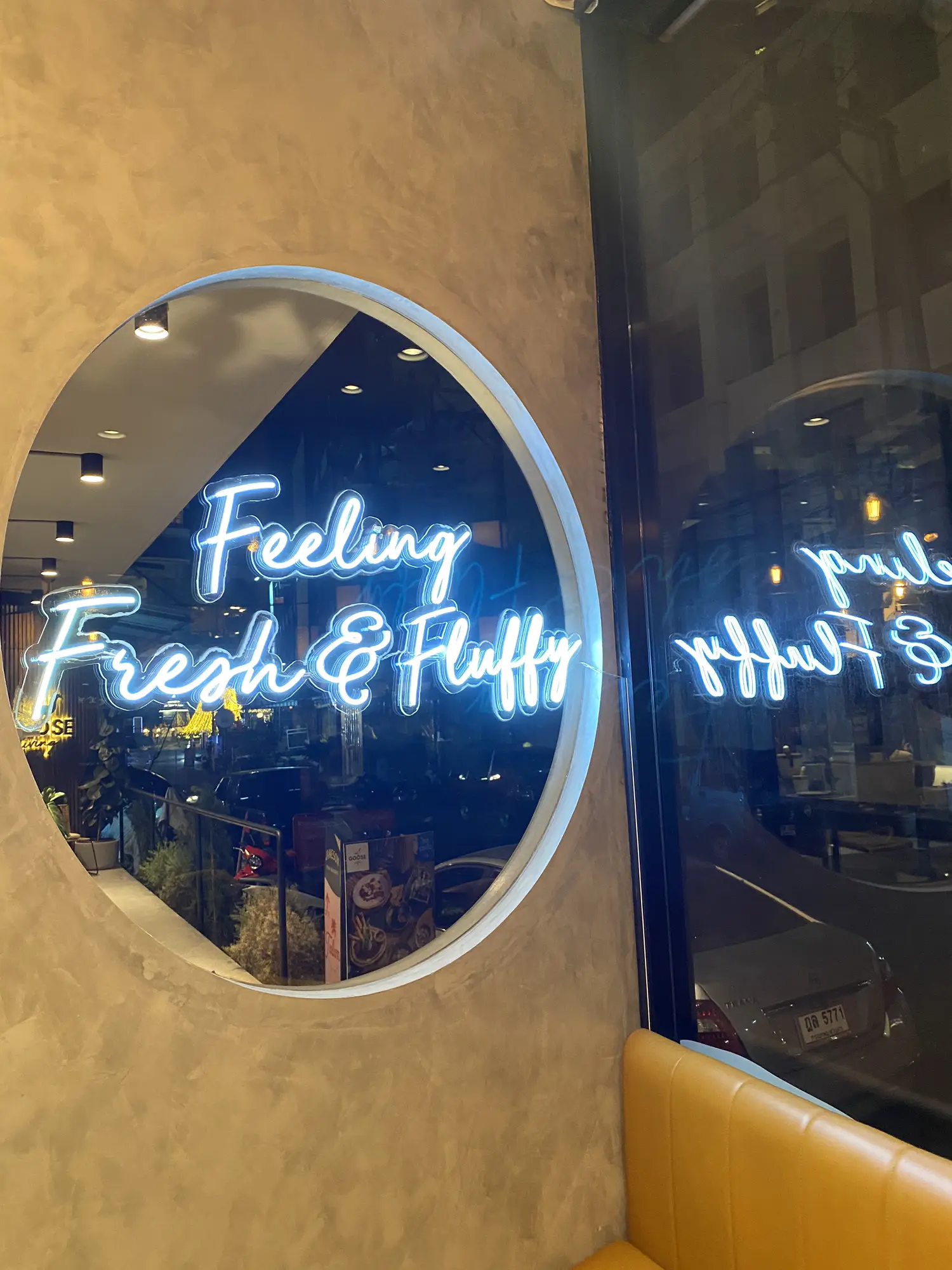 Goose Cafe ติด BTS พระขโนง อาหารอร่อยมาก | แกลเลอรีที่โพสต์โดย ...