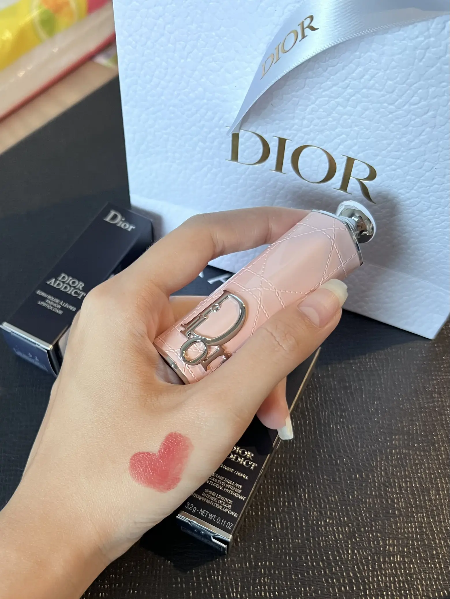 20 ไอเดียยอดนิยมเกี่ยวกับ 521 Dior ในปี 2024