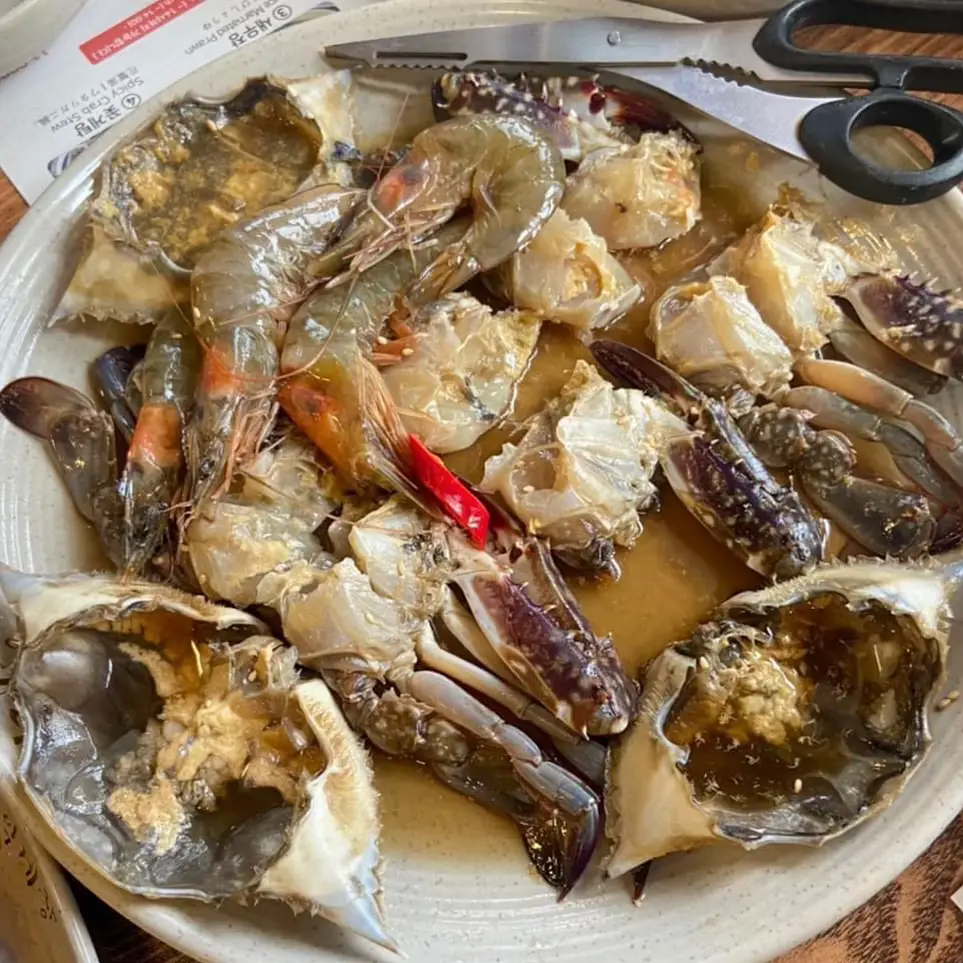 Eat crabs in Korea. 🦀 Must have this shop without being slapped. | Gallery posted by Nutthee.s ...