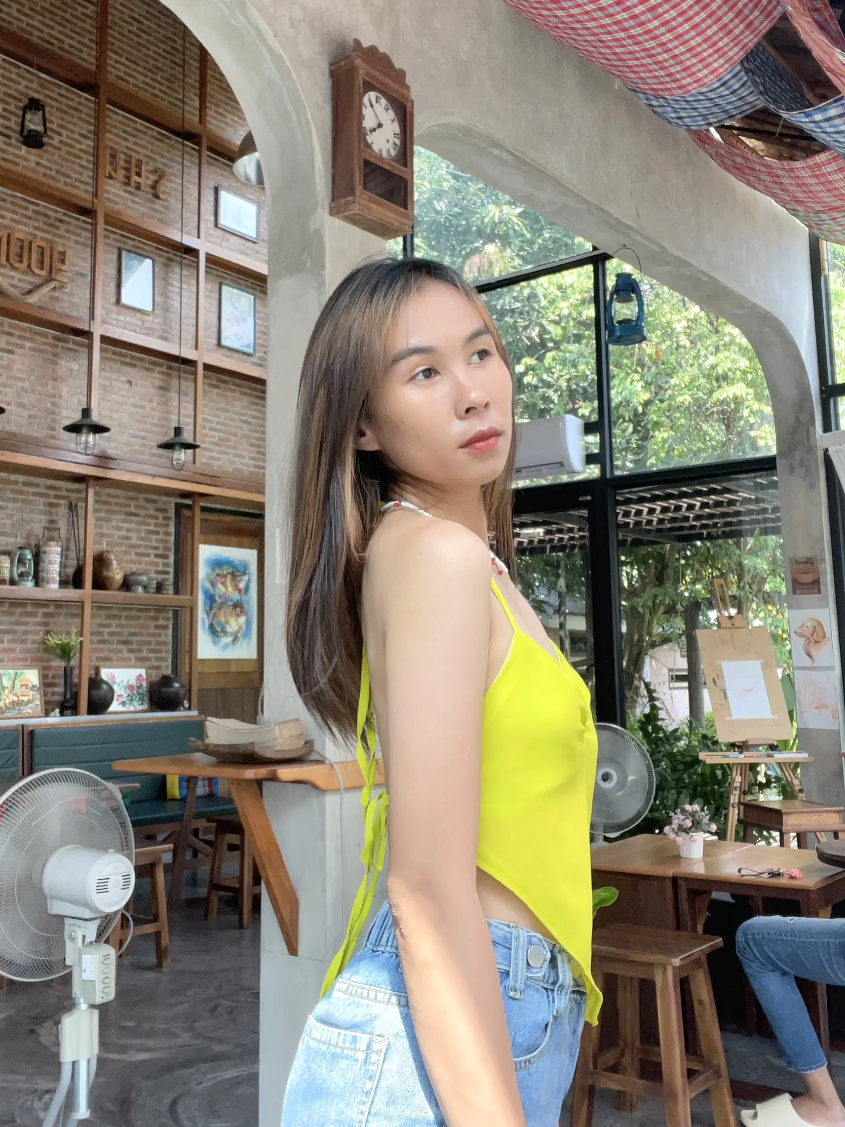 🌈🔥แต่งตัวรับซัมเมอร์ถ่ายรูปคาเฟ่ 💚🔥 | แกลเลอรีที่โพสต์โดย Fang | Lemon8
