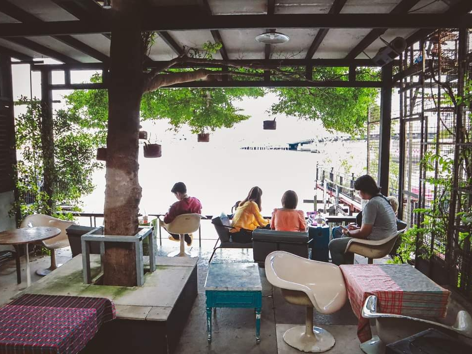 Coffee On Tree คาเฟ่ลับสไตล์วินเทจสุดชิลล์ | แกลเลอรีที่โพสต์โดย Pong Patchara | Lemon8