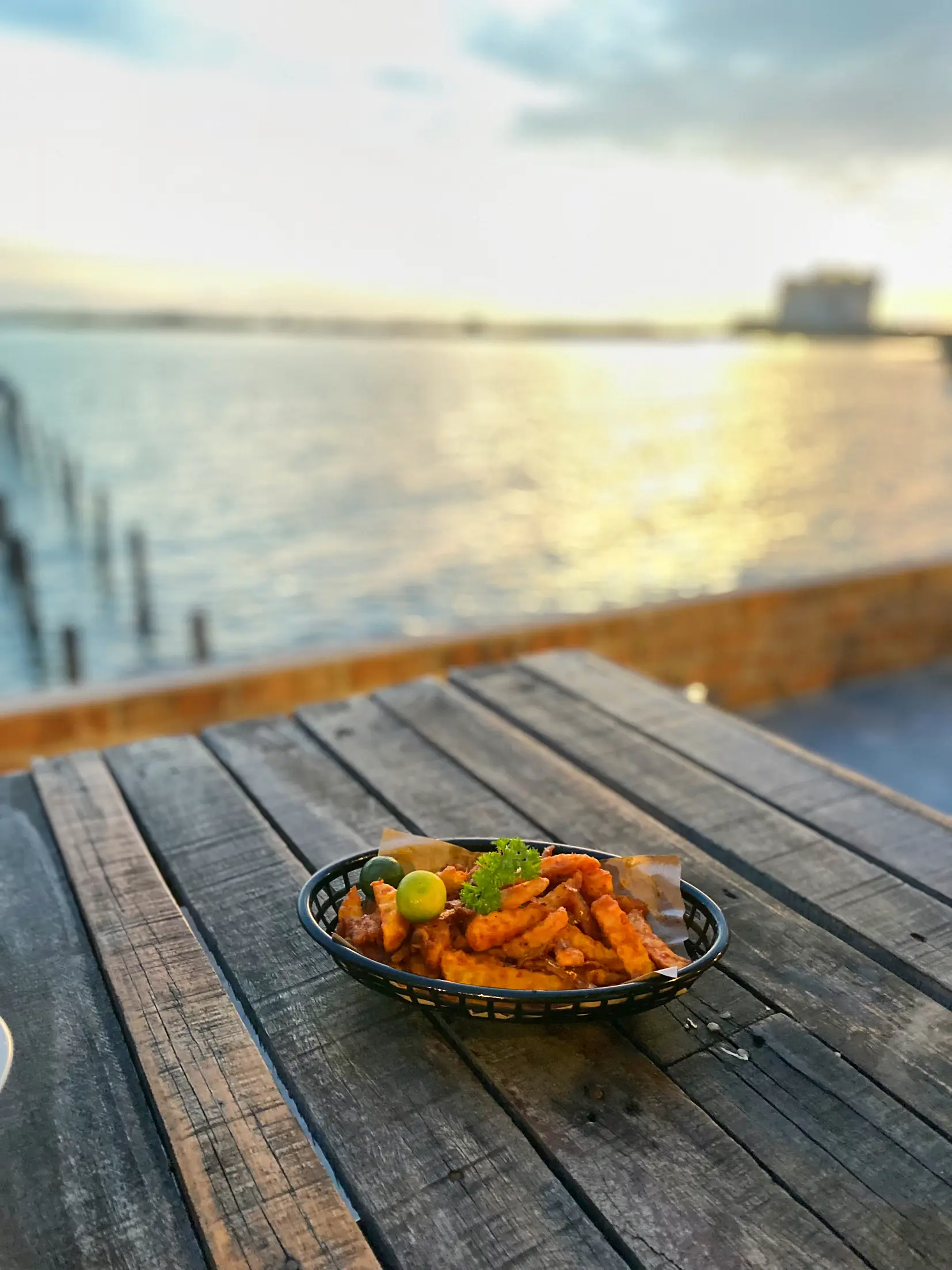 best sunset view cafe in Melaka 🌅 | Galeri disiarkan oleh 𓆩♡𓆪 | Lemon8