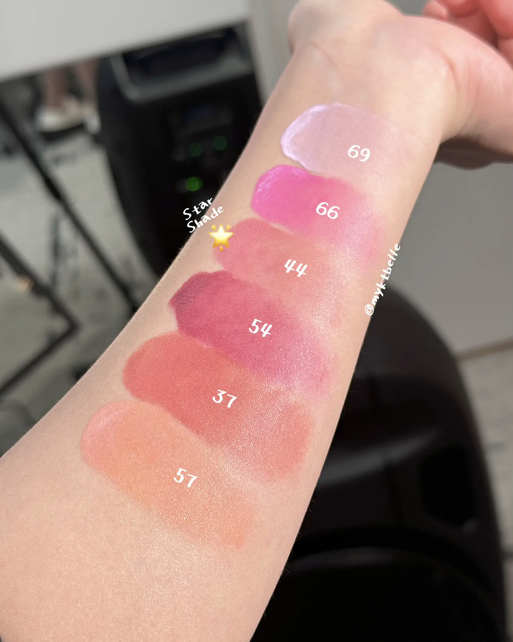 โพยสีบลัช YSL MAKE ME BLUSH ที่ พิน่าใช่ YSL x KARINA | แกลเลอรีที่ ...
