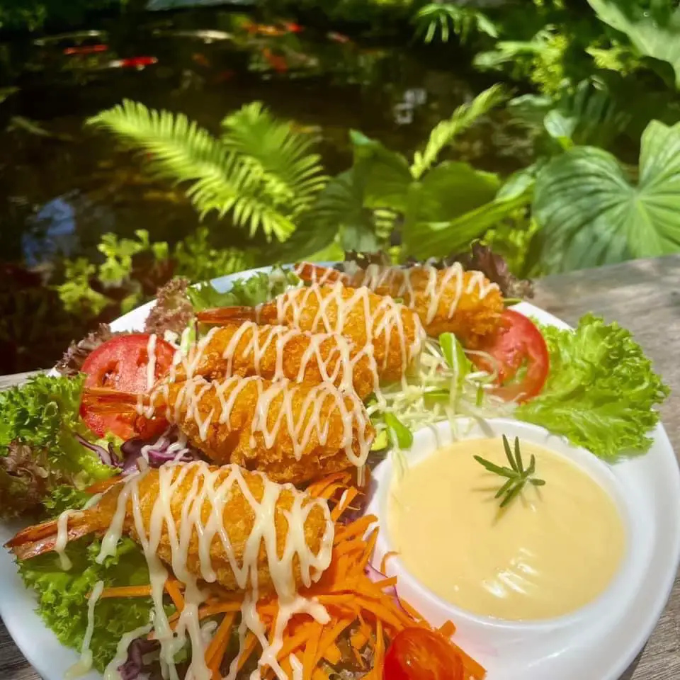 คาเฟ่ลพบุรี😍🥰 | แกลเลอรีที่โพสต์โดย the melon cafe | Lemon8