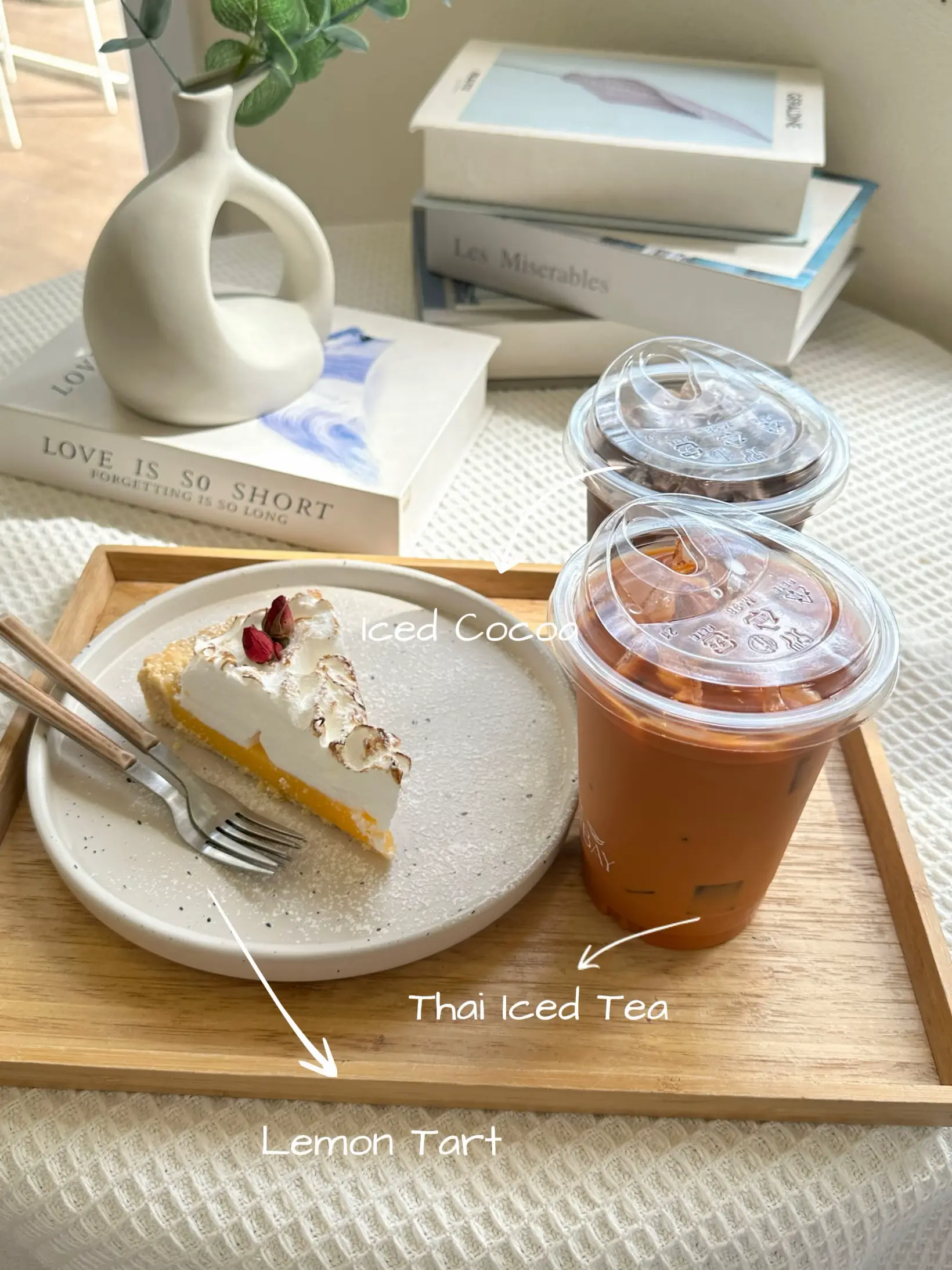 คาเฟ่เกาหลีริมทะเลจังหวัดตรัง WHITE LAY BAY🏝️ | แกลเลอรีที่โพสต์โดย ...