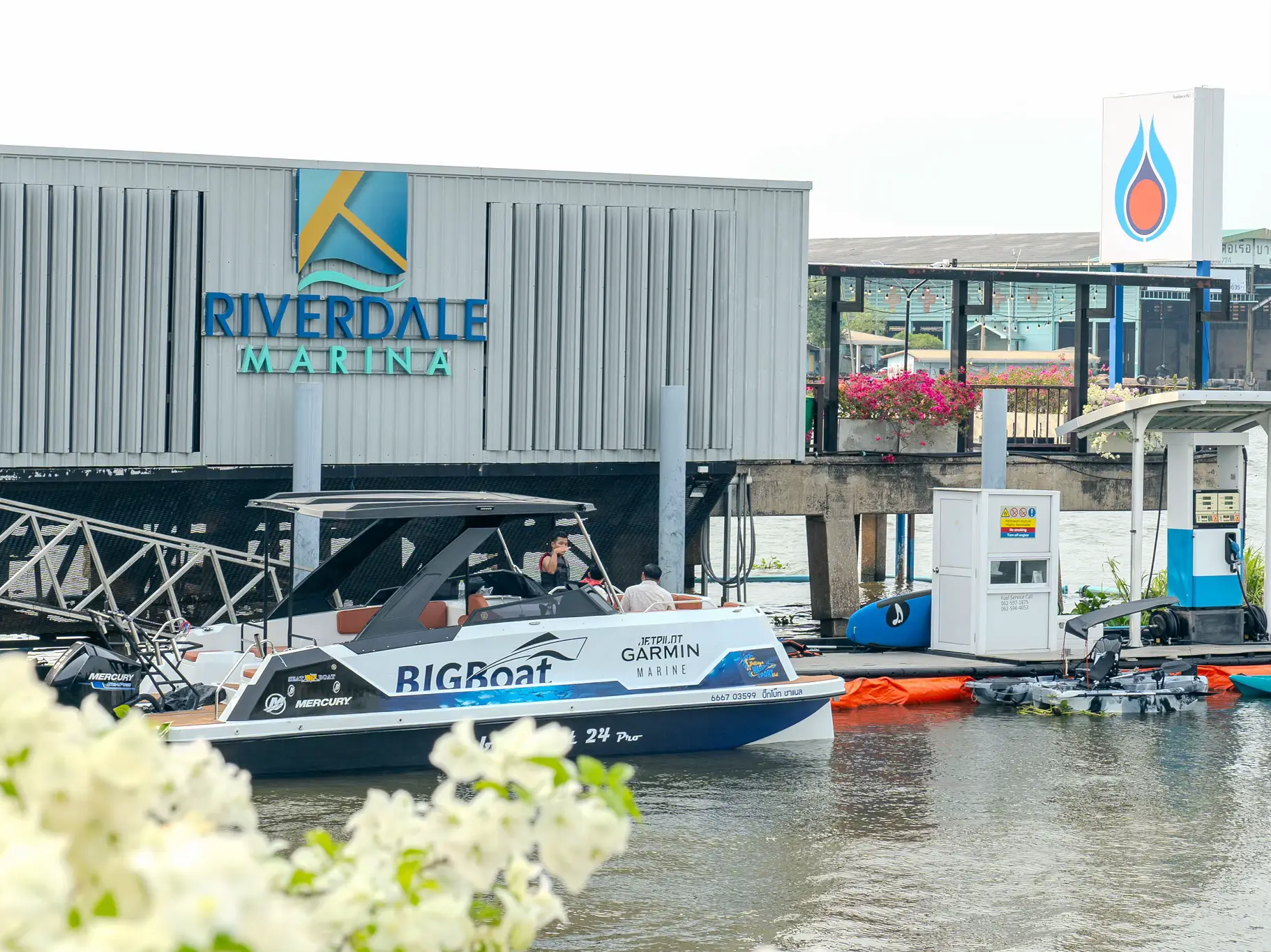 รีวิว Riverdale Marina Inspired Boat Fair ครั้งที่ 2 | แกลเลอรีที่โพสต์โดย PinkMaii | Lemon8