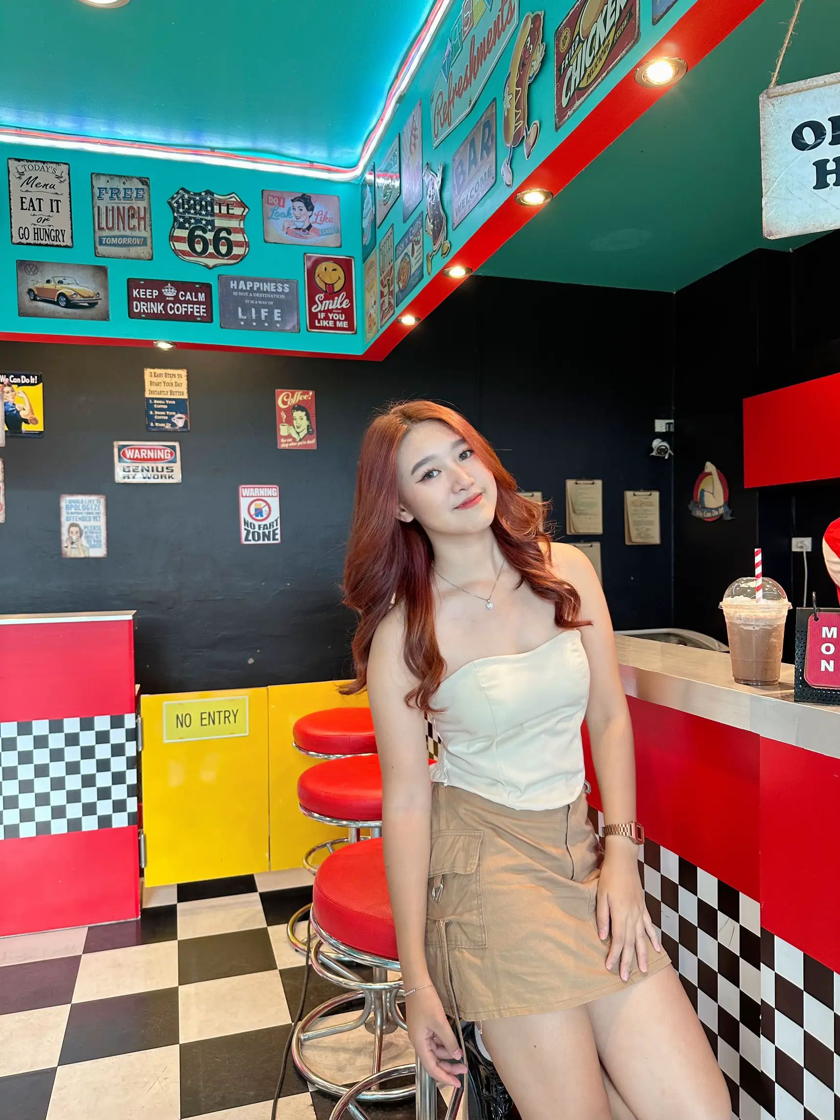 Queens Chula Cafe "Vintage Cafe 🍔🍟☀️ | Gallery posted by Kanokorn_only ...