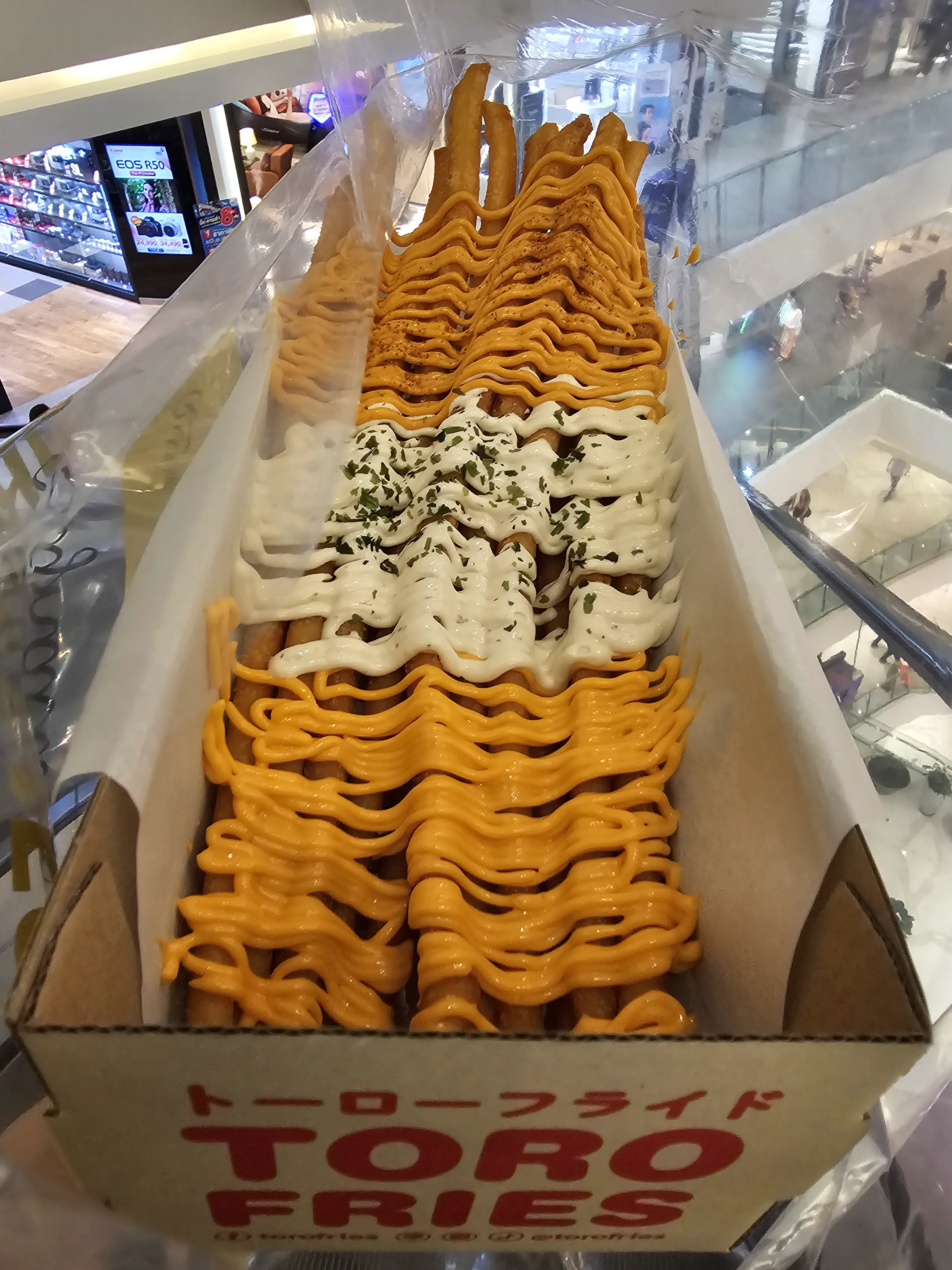 TORO FRIES เฟรนช์ฟรายส์ราดซอสแบบยาววววเป็นฟุตตต 🥰 | แกลเลอรีที่โพสต์โดย ...