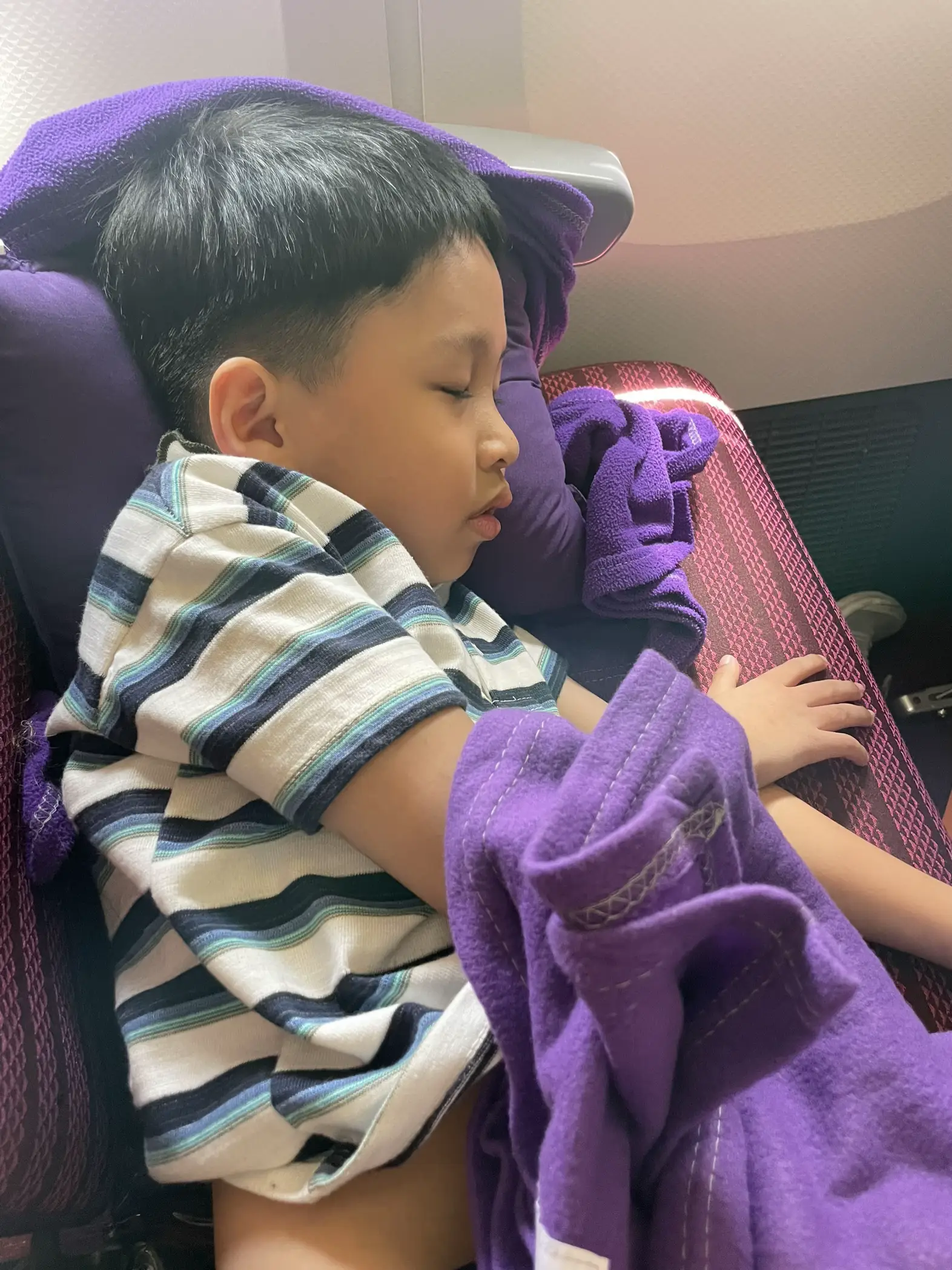 Bangkok-London | แกลเลอรีที่โพสต์โดย Namphii CP kids | Lemon8