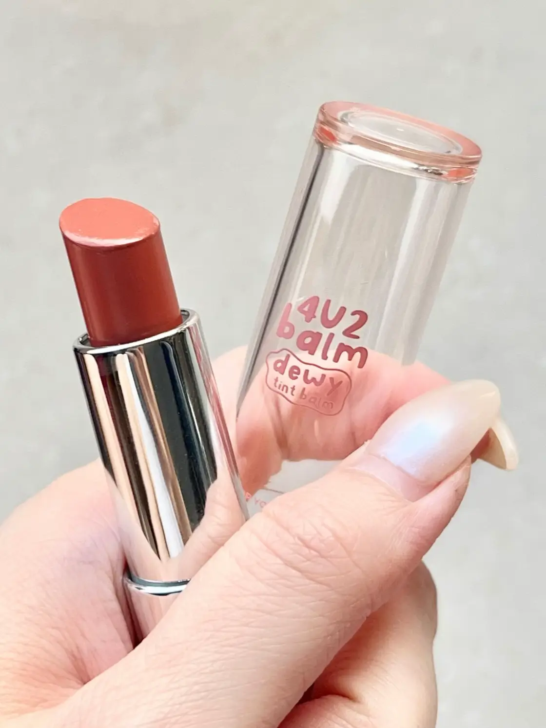 4U2 balm dewy tint balm #01 Caramel | แกลเลอรีที่โพสต์โดย M.LIE🕊 | Lemon8