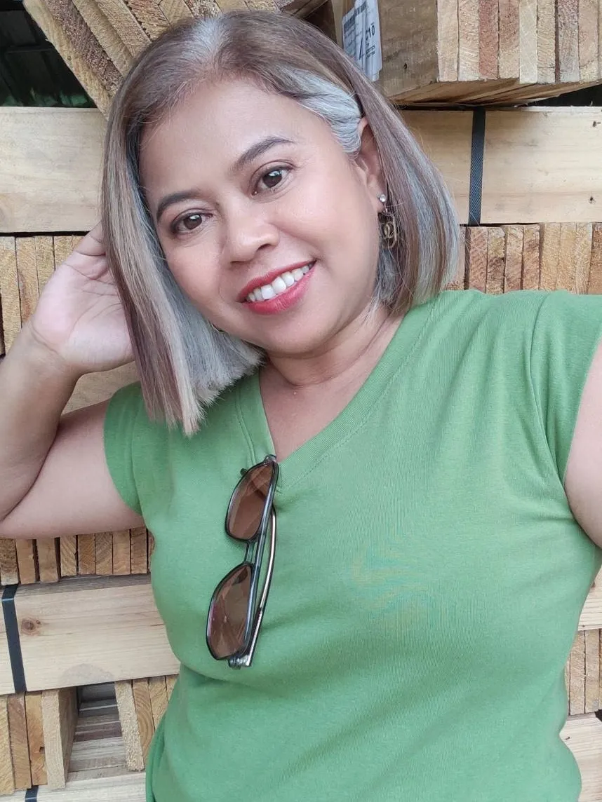 ปล่อยผมขาวทำไงไม่น่าเกลียด | แกลเลอรีที่โพสต์โดย P'Ao | Lemon8