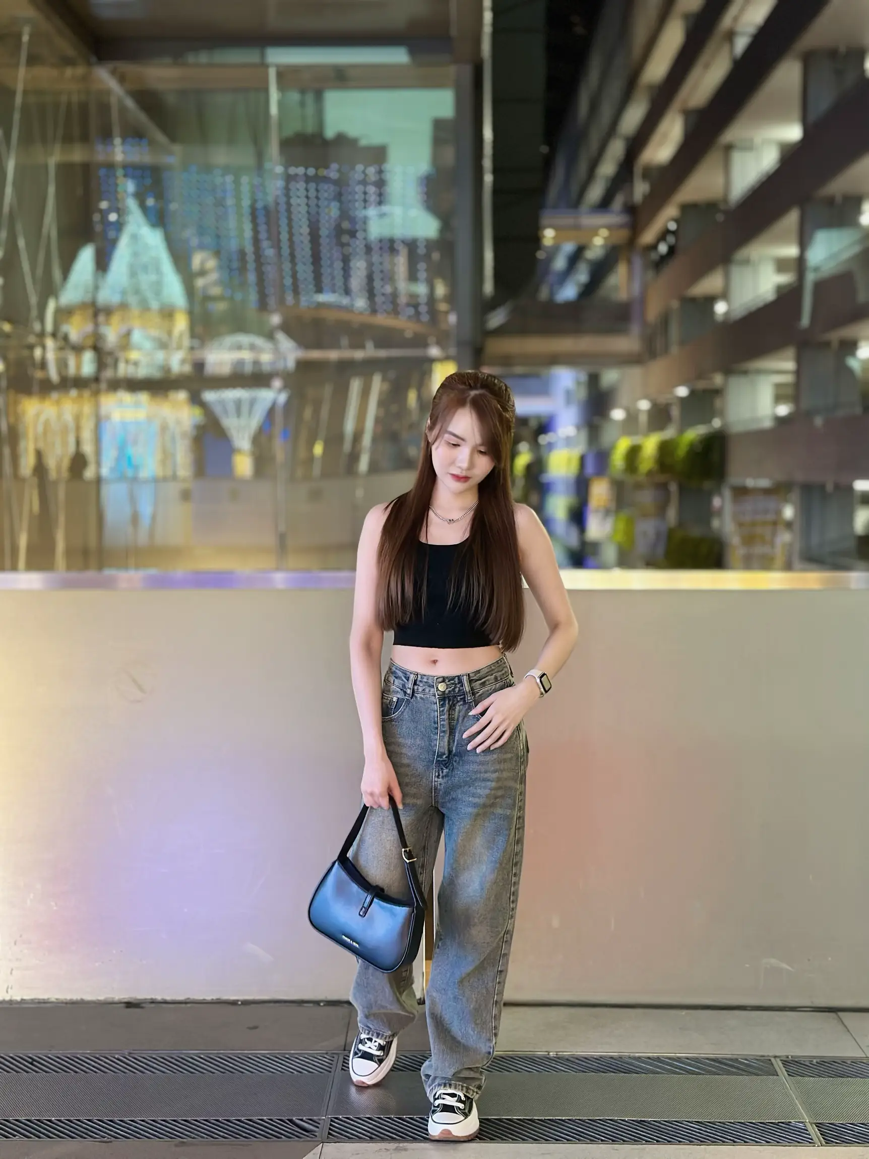 ลุคเทห์ๆแมสง่ายๆ เดินsiam🖤 | แกลเลอรีที่โพสต์โดย FaSai MiNi 🩵 | Lemon8