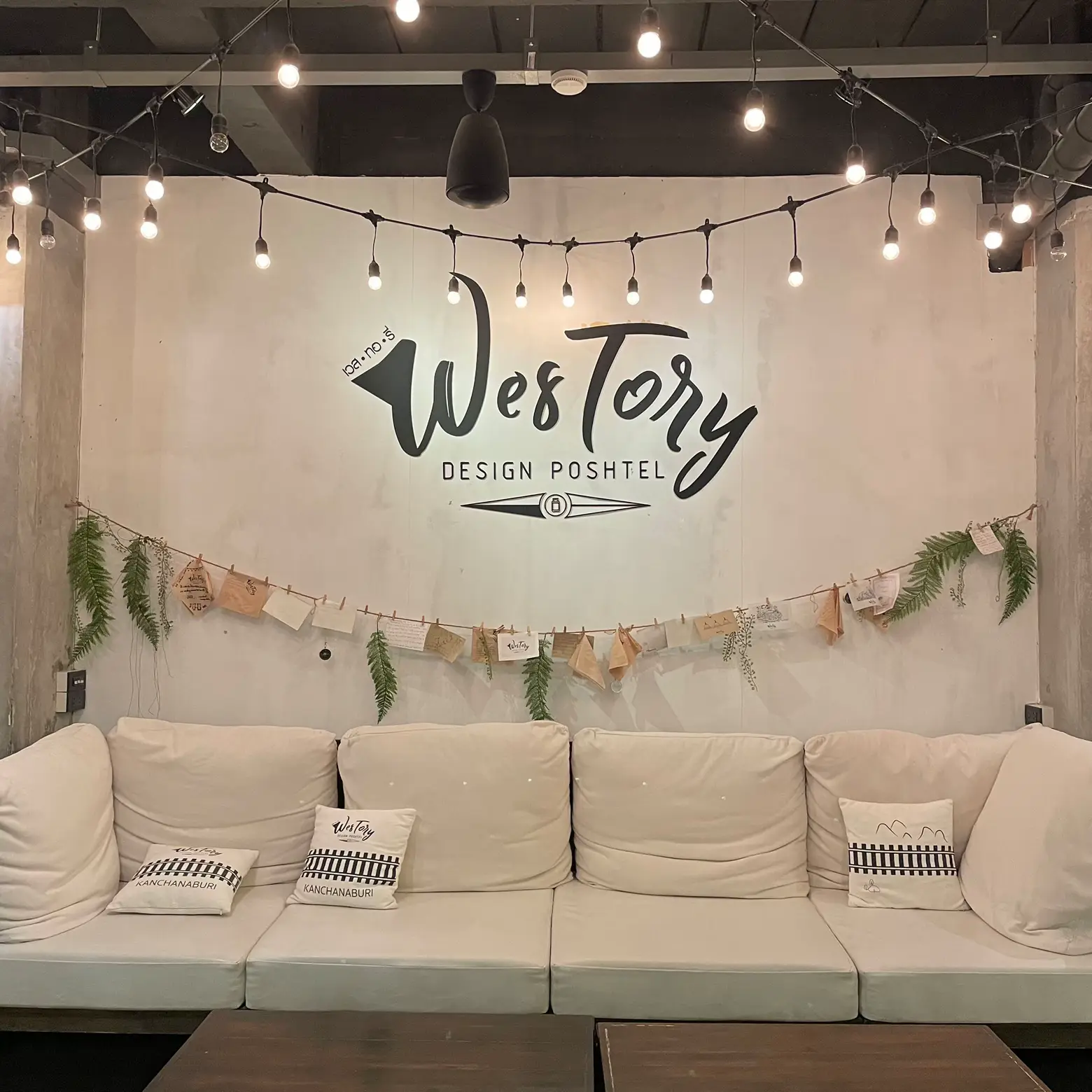 แนะนำ ! ที่พักกาญจนบุรีในเมือง 👍🏻 Westory Design Poshtel 🏢 | Galeri disiarkan oleh Nahathaiiii ...