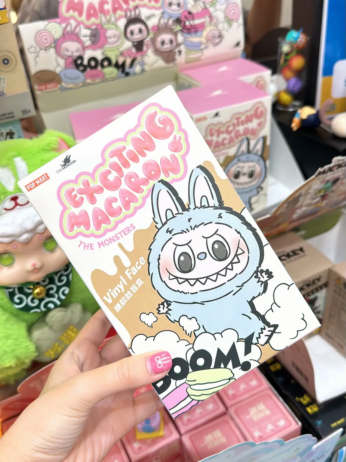 แกะกล่องน้อง Labubu ที่ทุกคนตามล่ากันทั่วประเทศ📦 | แกลเลอรีที่โพสต์โดย ...