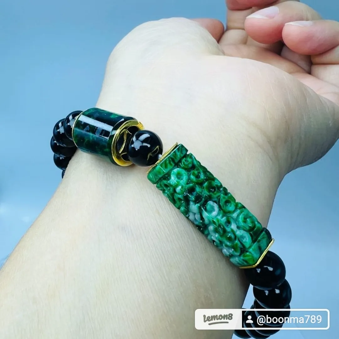 หินหยกพม่าสวยงาม | แกลเลอรีที่โพสต์โดย BOONMAรับทำเว็ป | Lemon8