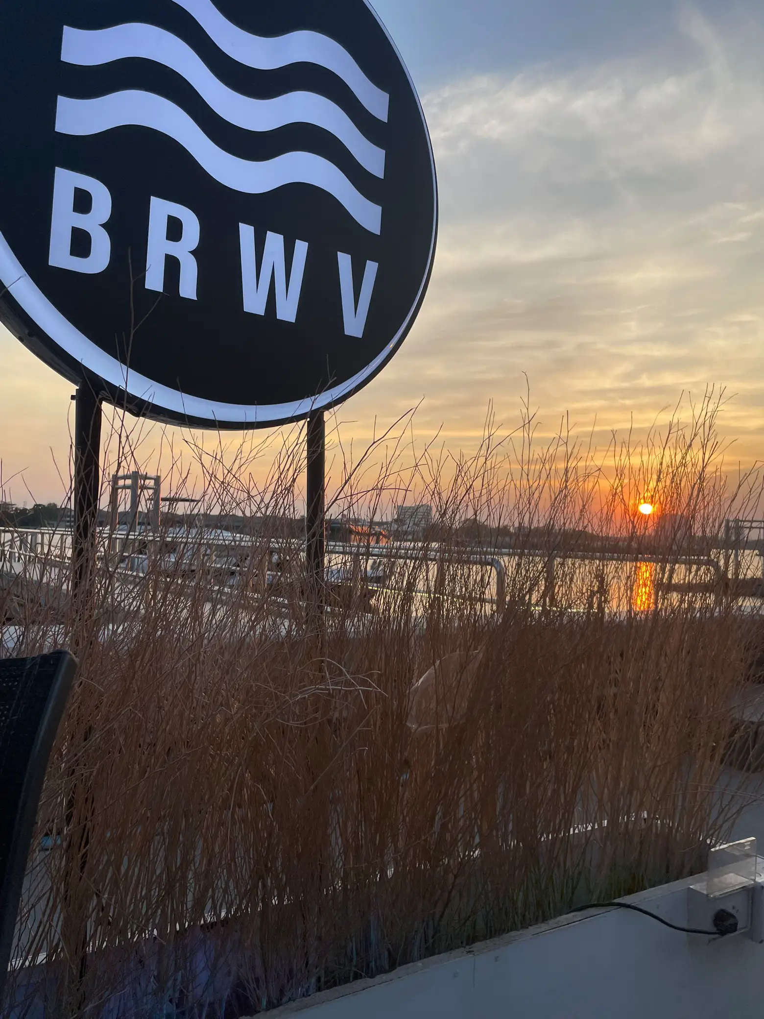 BREWAVE.BEER🍻 คาเฟ่ และ craft beer ครบ จบในร้านเดียว! | แกลเลอรีที่ ...