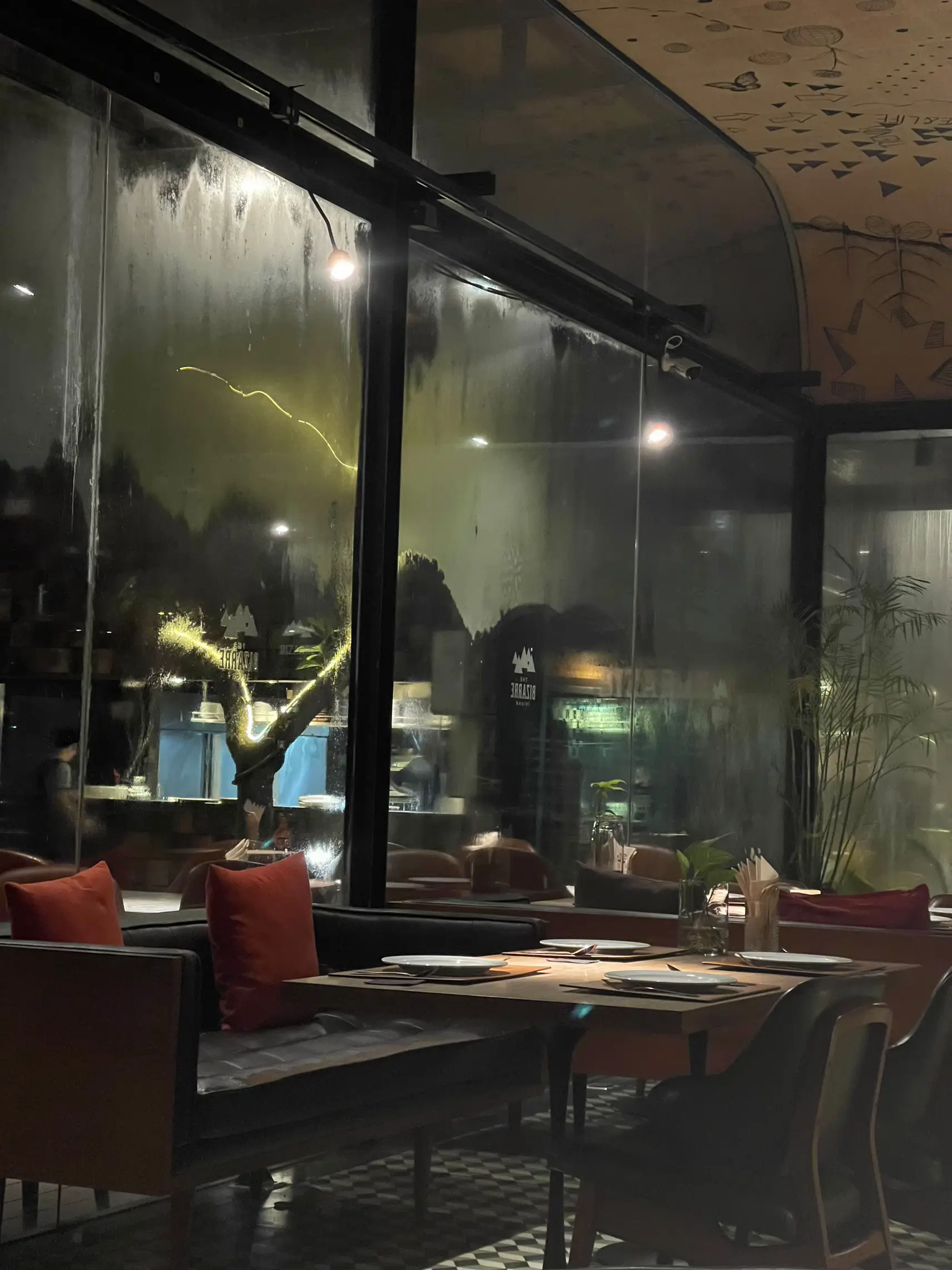 The bizarre island | แกลเลอรีที่โพสต์โดย 𝓣𝓱𝓪𝓻𝓲𝓷𝓸𝓸𝓴 🐳๓๖๕ | Lemon8