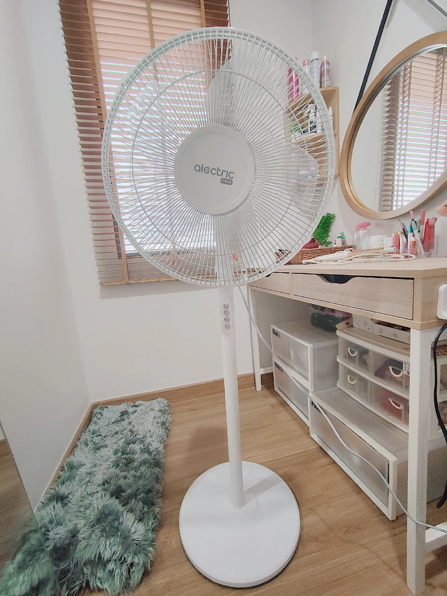 ทำ Wlak in Closet เล็กๆในห้องนอน สไตล์บ้านทาวน์โฮม | แกลเลอรีที่โพสต์ ...