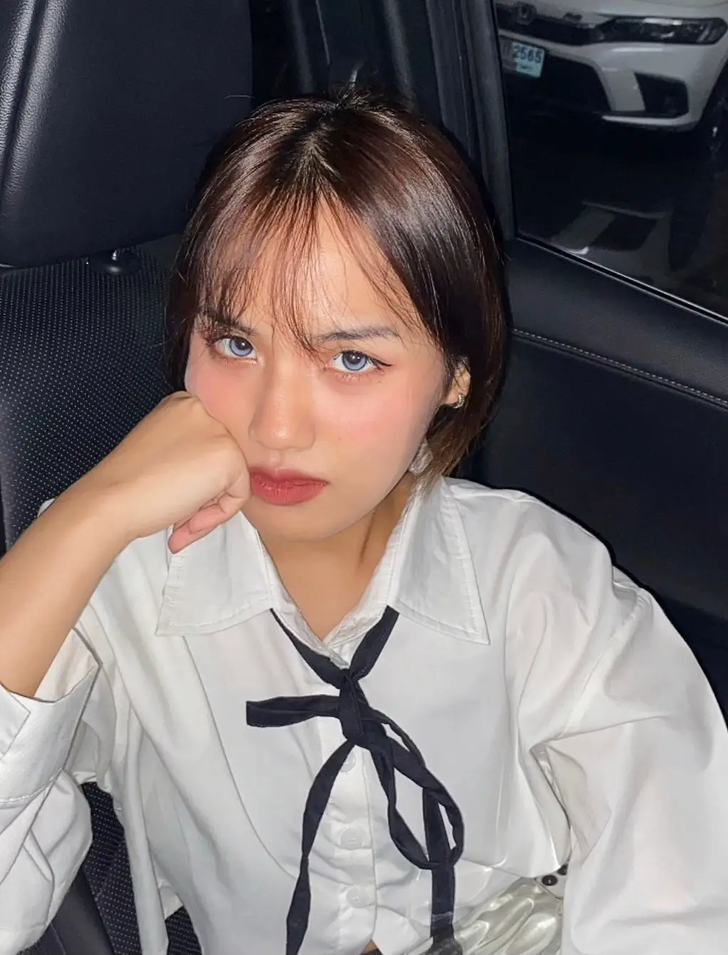 💙🩵 รีวิวคอนแทคเลนส์แบบพี่สาวจีน สีฟ้าเงินสวยม้ากกก🌊👁️ | แกลเลอรีที่โพสต์โดย เพฬา ; Pe-La | Lemon8