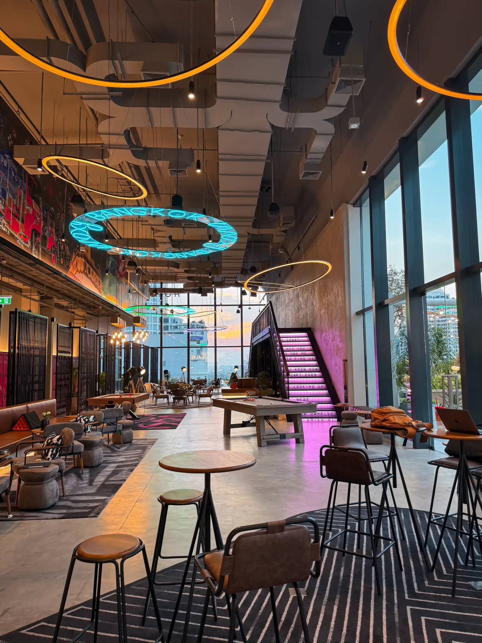Downtown ☺️ Chic Lifestyle Hotel Review - Moxy Hotel | Gallery posted ...