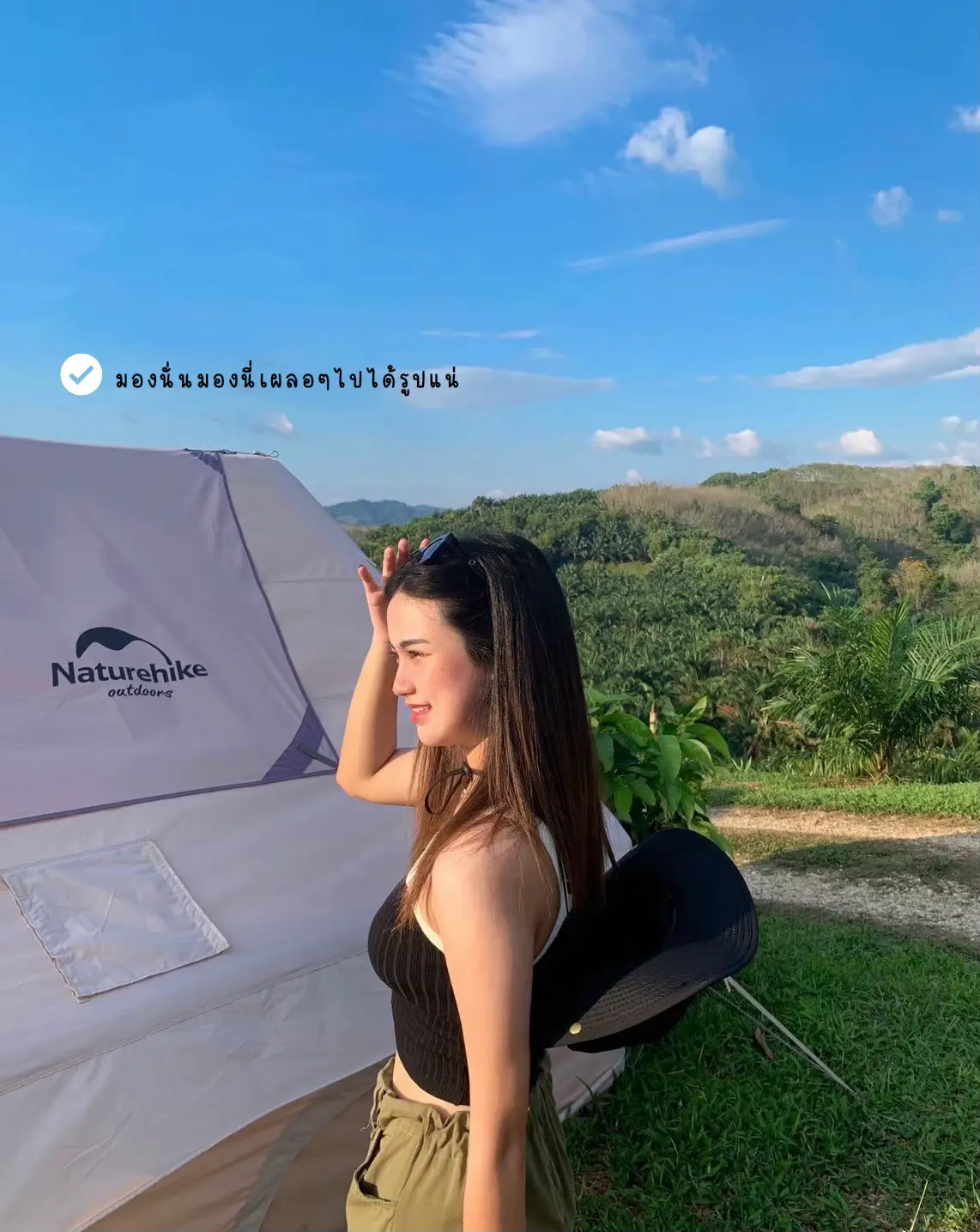 Pose ideas สำหรับสาวๆแคมป์ปิ้ง🏕️ | แกลเลอรีที่โพสต์โดย gade.pps | Lemon8