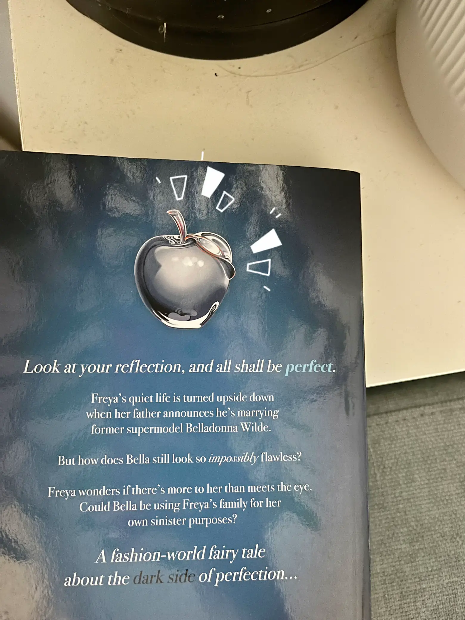 Retelling of Snow White in Fashion World | Review | Gallery posted by ...