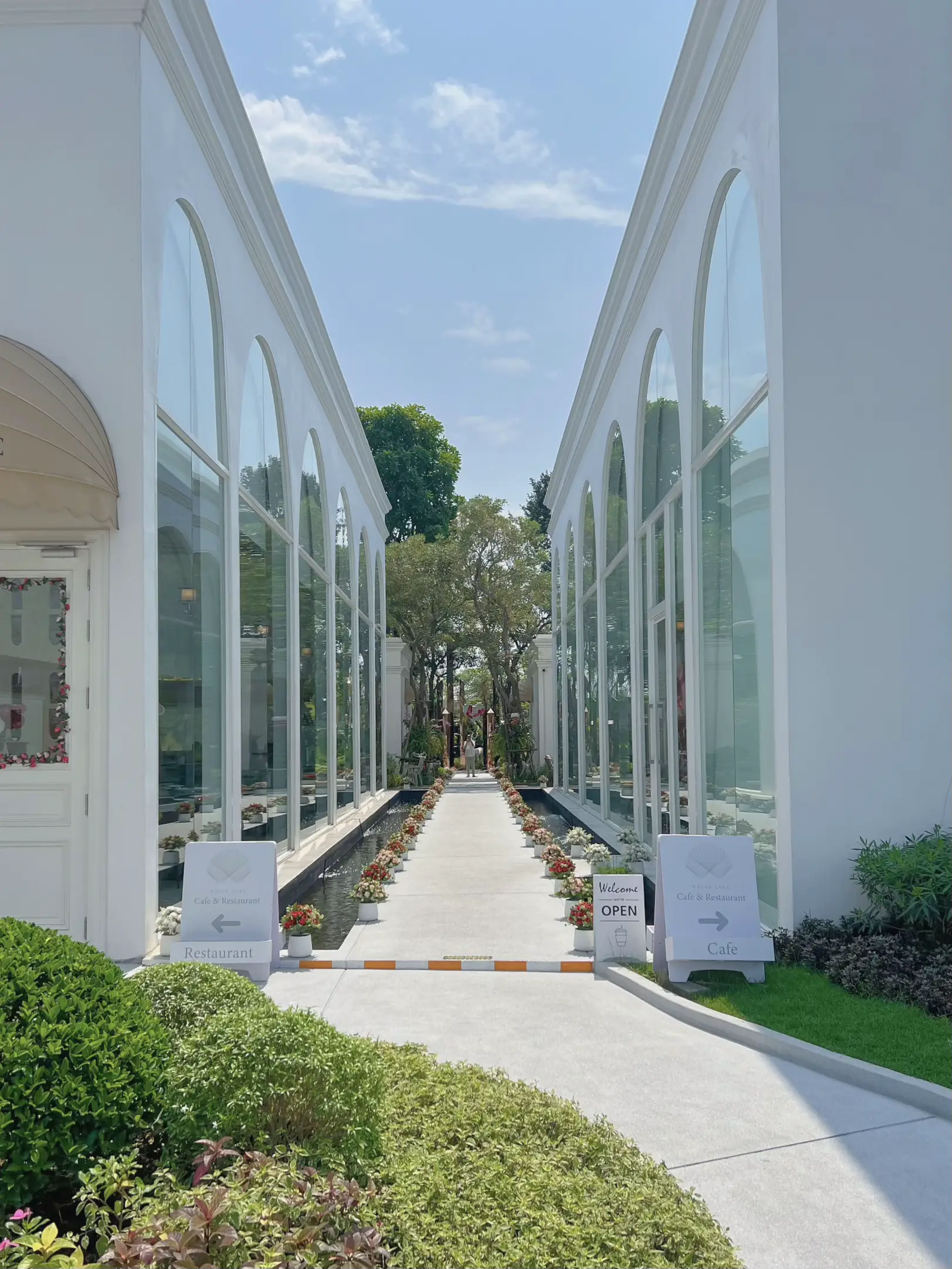 🤍พิกัดคาเฟ่ถ่ายรูปสวย Whiteline Cafe & Restaurant🤍 | แกลเลอรีที่โพสต์ ...