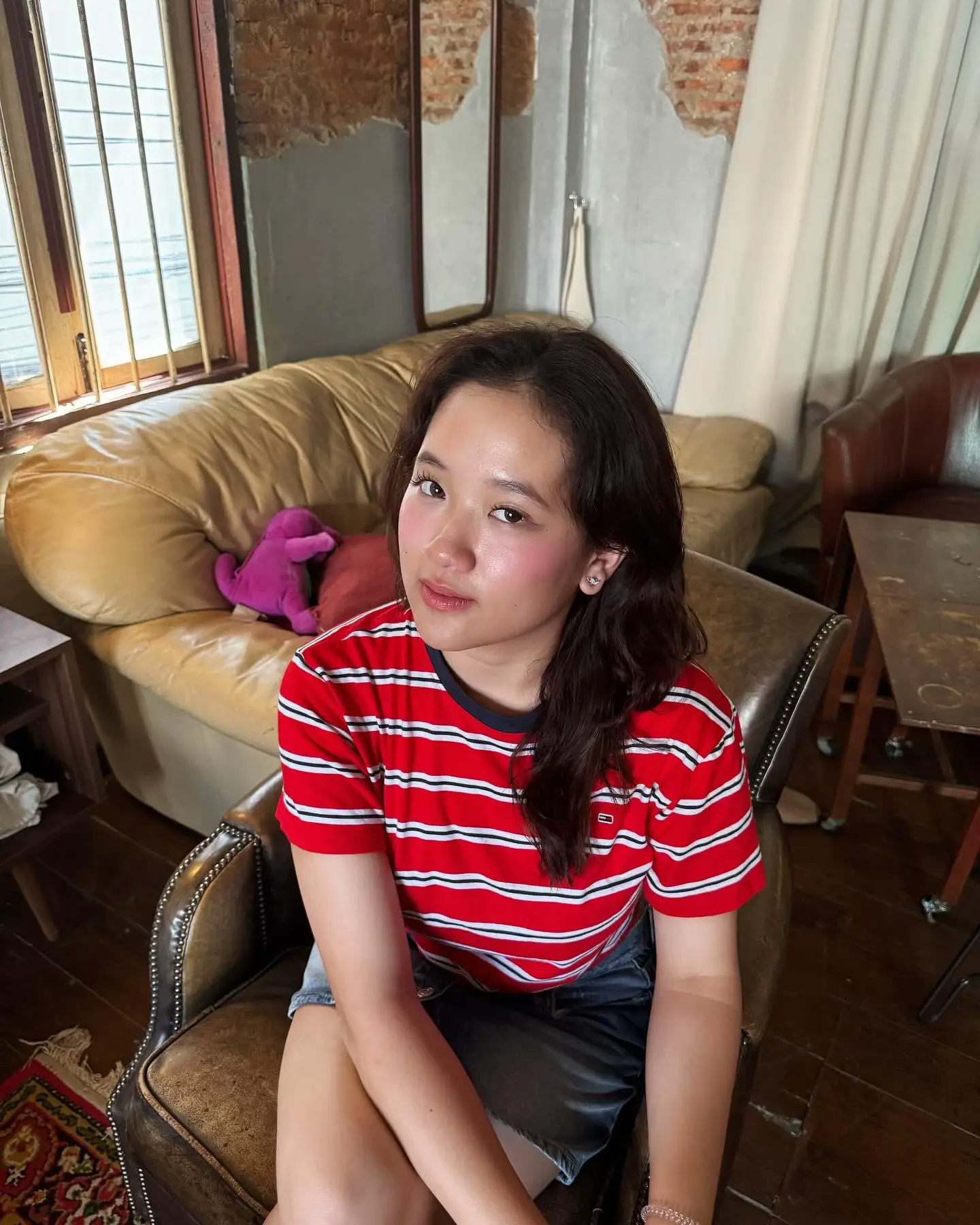 คาเฟ่วินเทจย่านเจริญกรุง Camelot cafe | แกลเลอรีที่โพสต์โดย amy | Lemon8