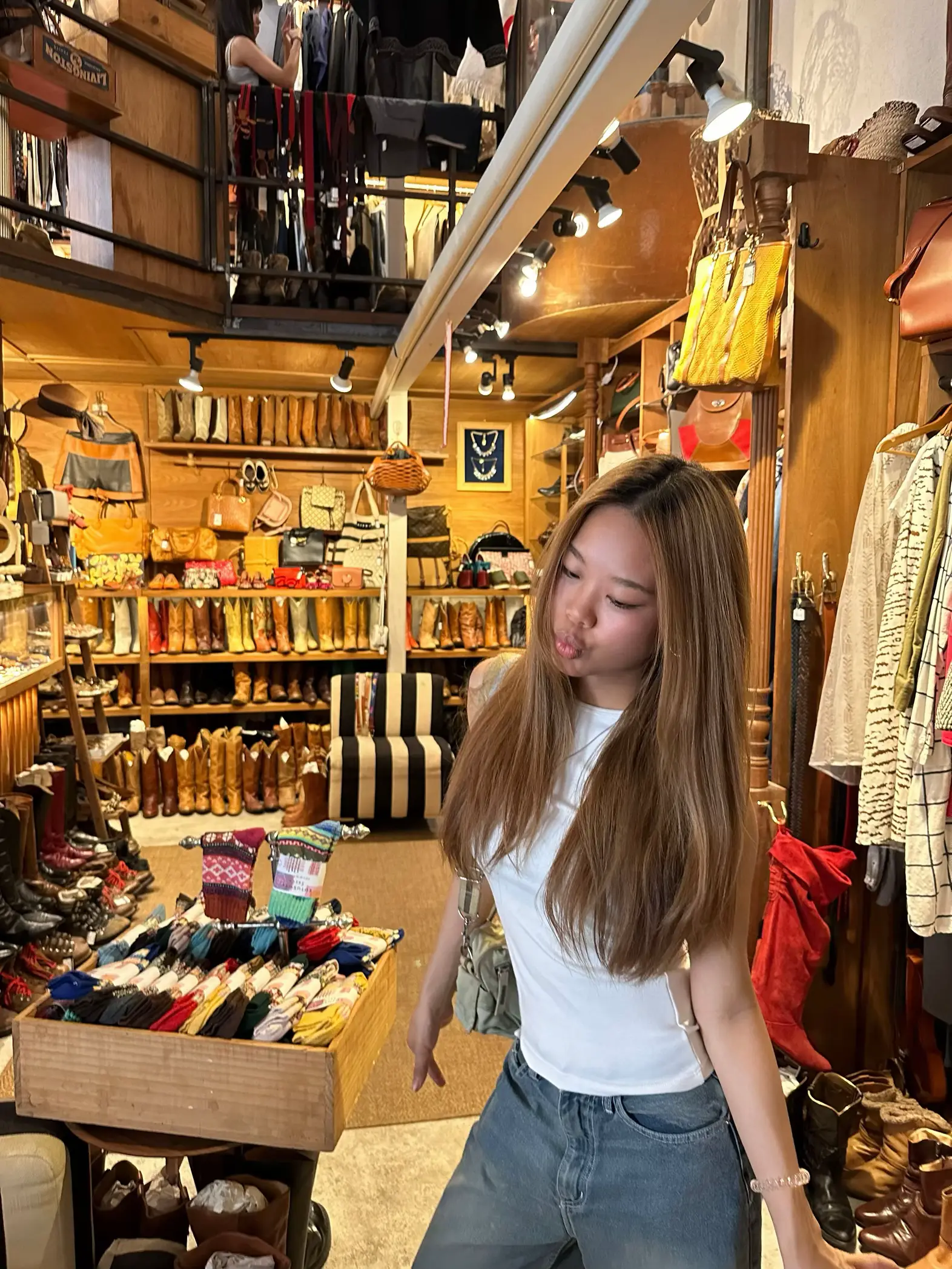 (un)FASHION District S39 | แกลเลอรีที่โพสต์โดย KIRAGLAER | Lemon8