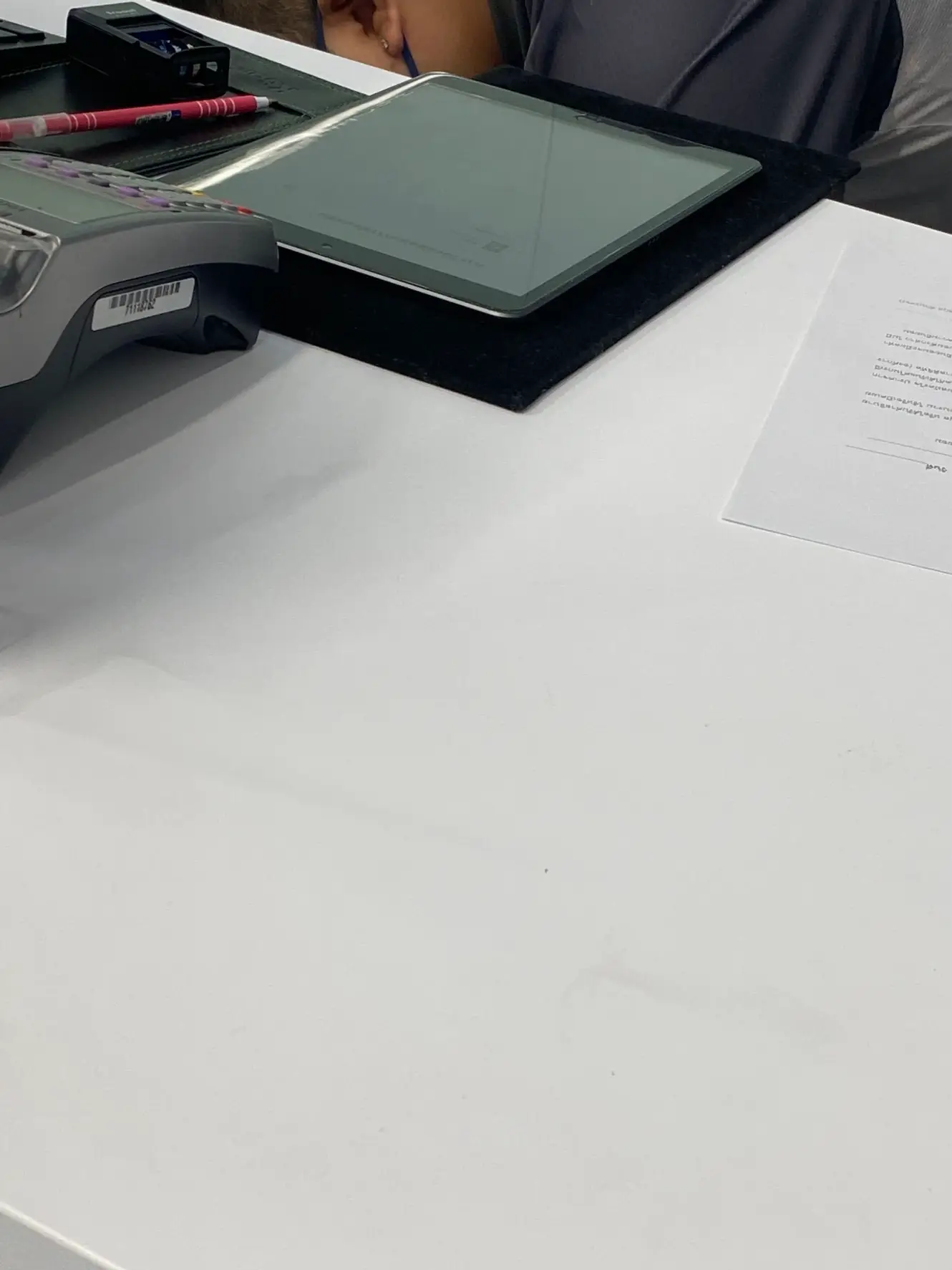 หน้าจอเป็นอะไรเนื้ย!!🤍💥 | แกลเลอรีที่โพสต์โดย -Panfun🐰🥕 | Lemon8