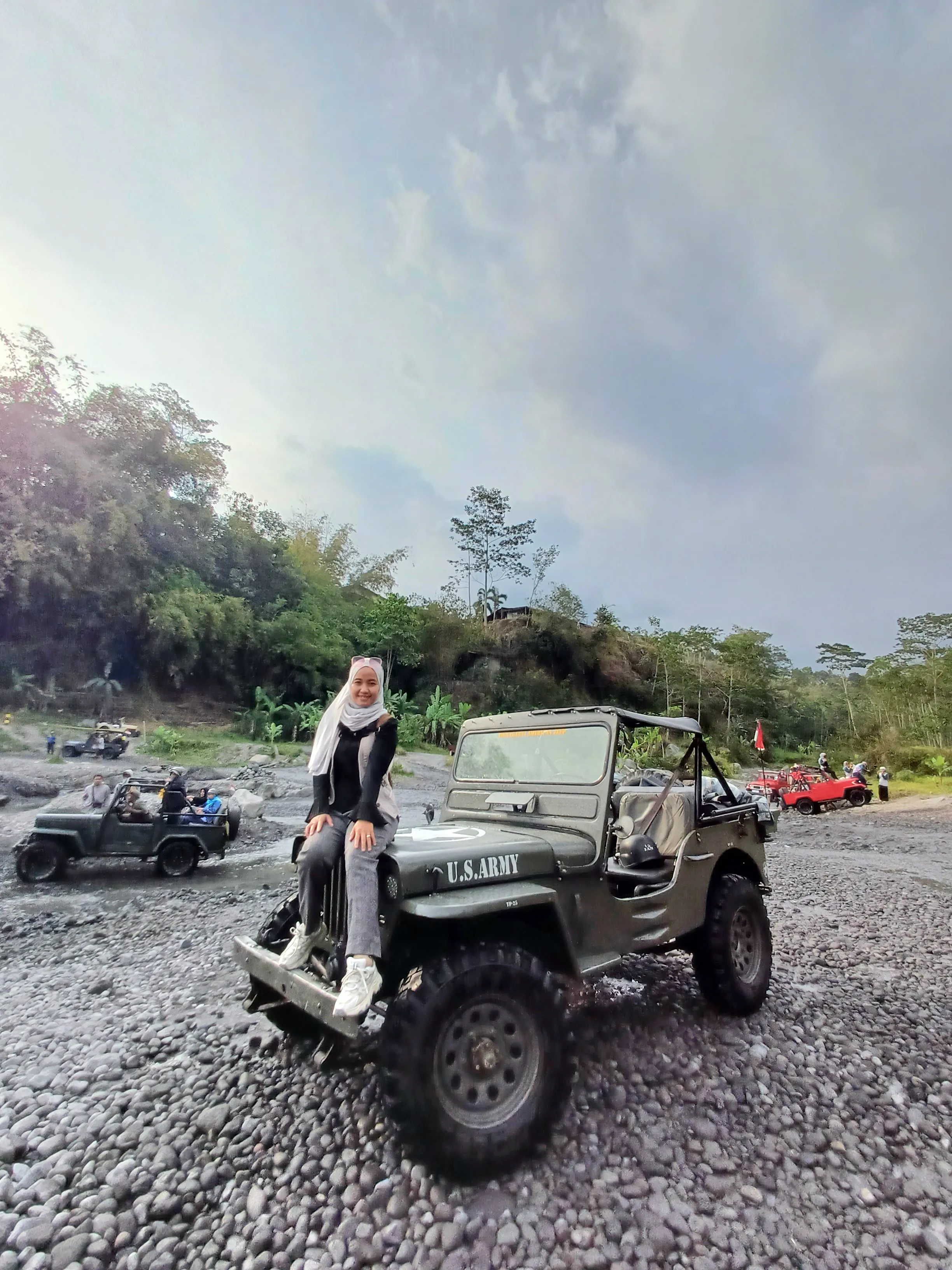 Style On Jeep | Galeri diposting oleh Mak Amoy | Lemon8