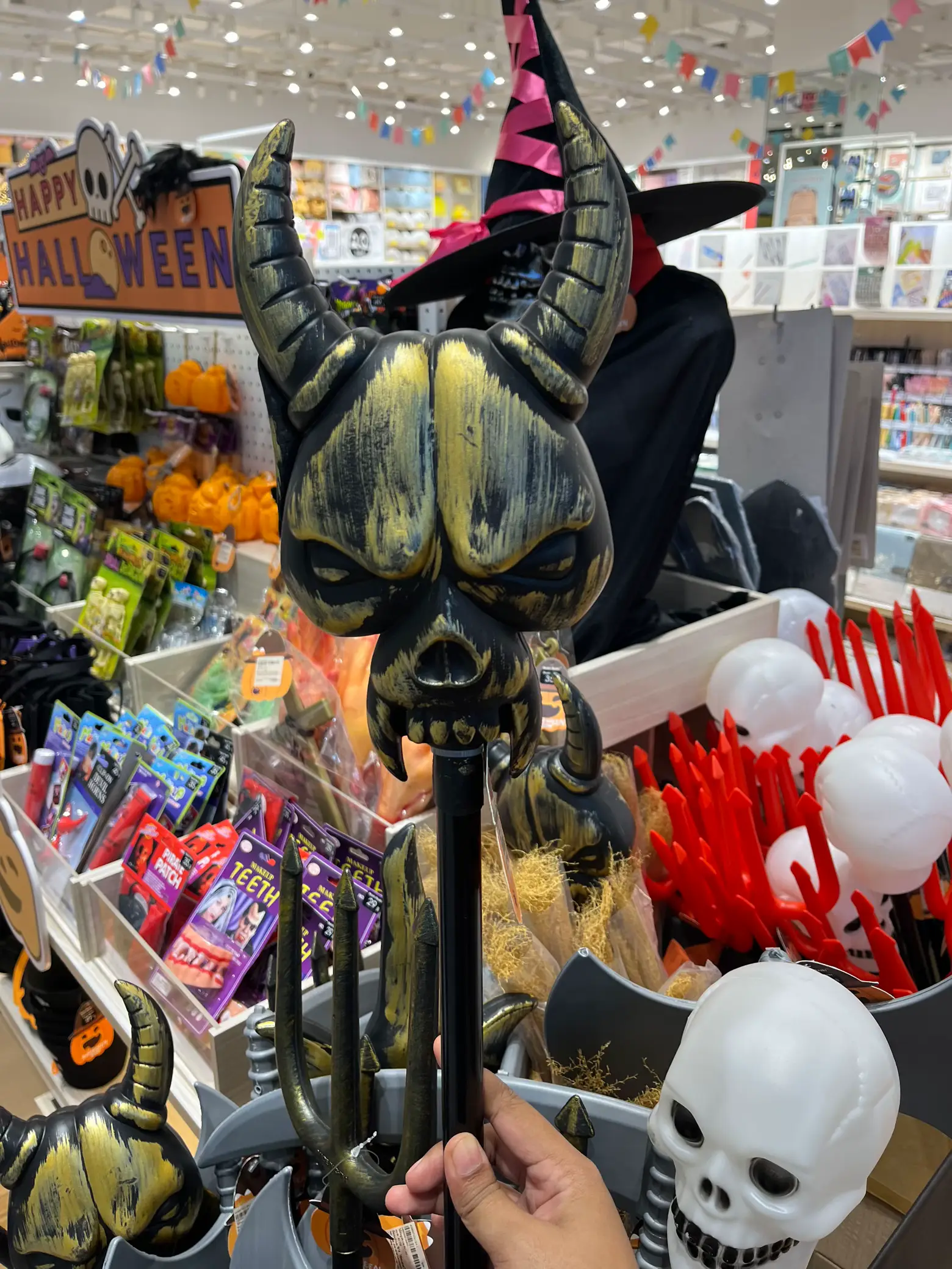 Halloween มาแล้วจ้า!!! | แกลเลอรีที่โพสต์โดย โบวี่รีวิ๊ว | Lemon8