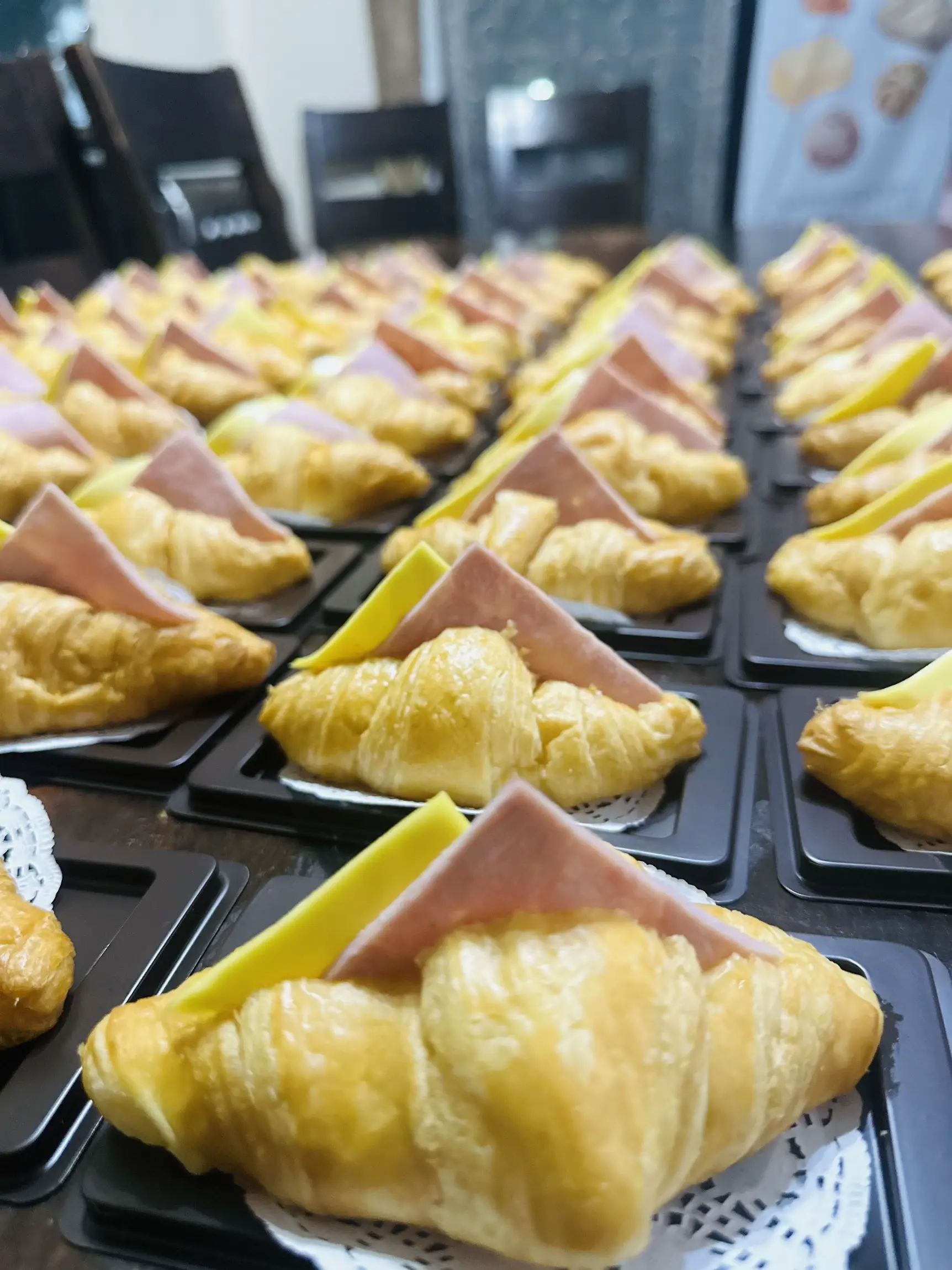 ครัวซองแฮมชีสสสส | แกลเลอรีที่โพสต์โดย Narissara.Bee | Lemon8