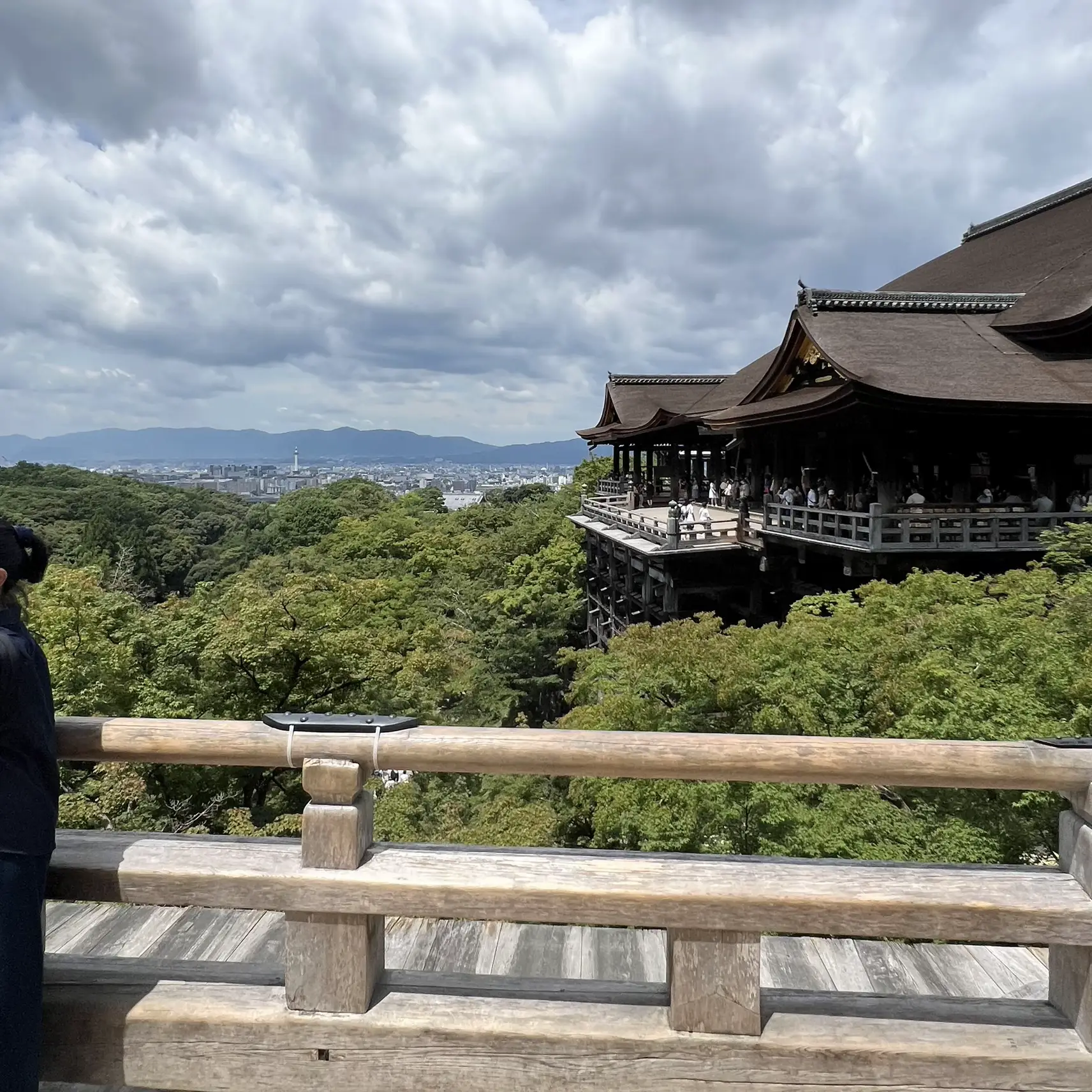 เที่ยวญี่ปุ่นหน้าร้อนแบบร้องขอชีวิต 🔥 | แกลเลอรีที่โพสต์โดย Firstzy Cheeze | Lemon8