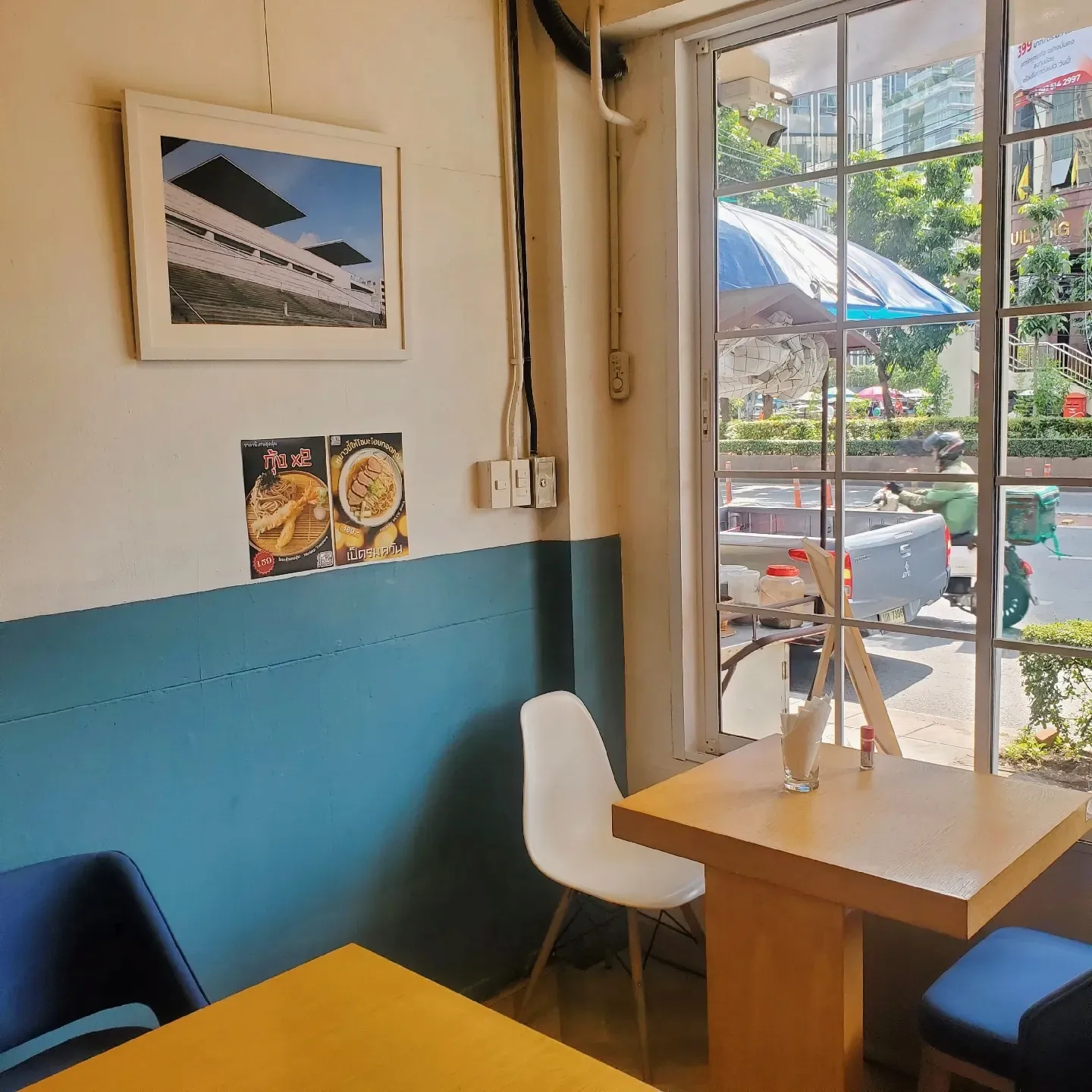 🤫คาเฟ่ลับ สุด Art: Jojo Cafe MRT สามย่าน | แกลเลอรีที่โพสต์โดย อิ๊นศรีชี้แนะ | Lemon8