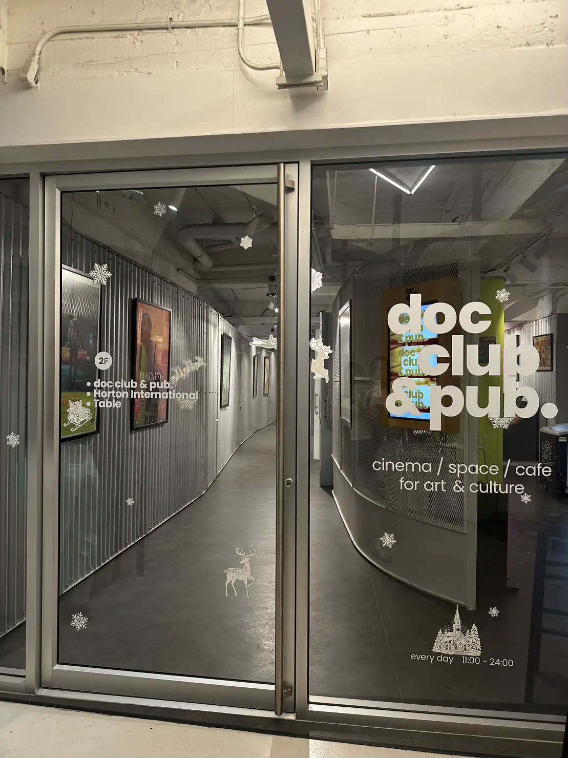 Doc Club & Pub. | แกลเลอรีที่โพสต์โดย วันเดย์วิธโม | Lemon8