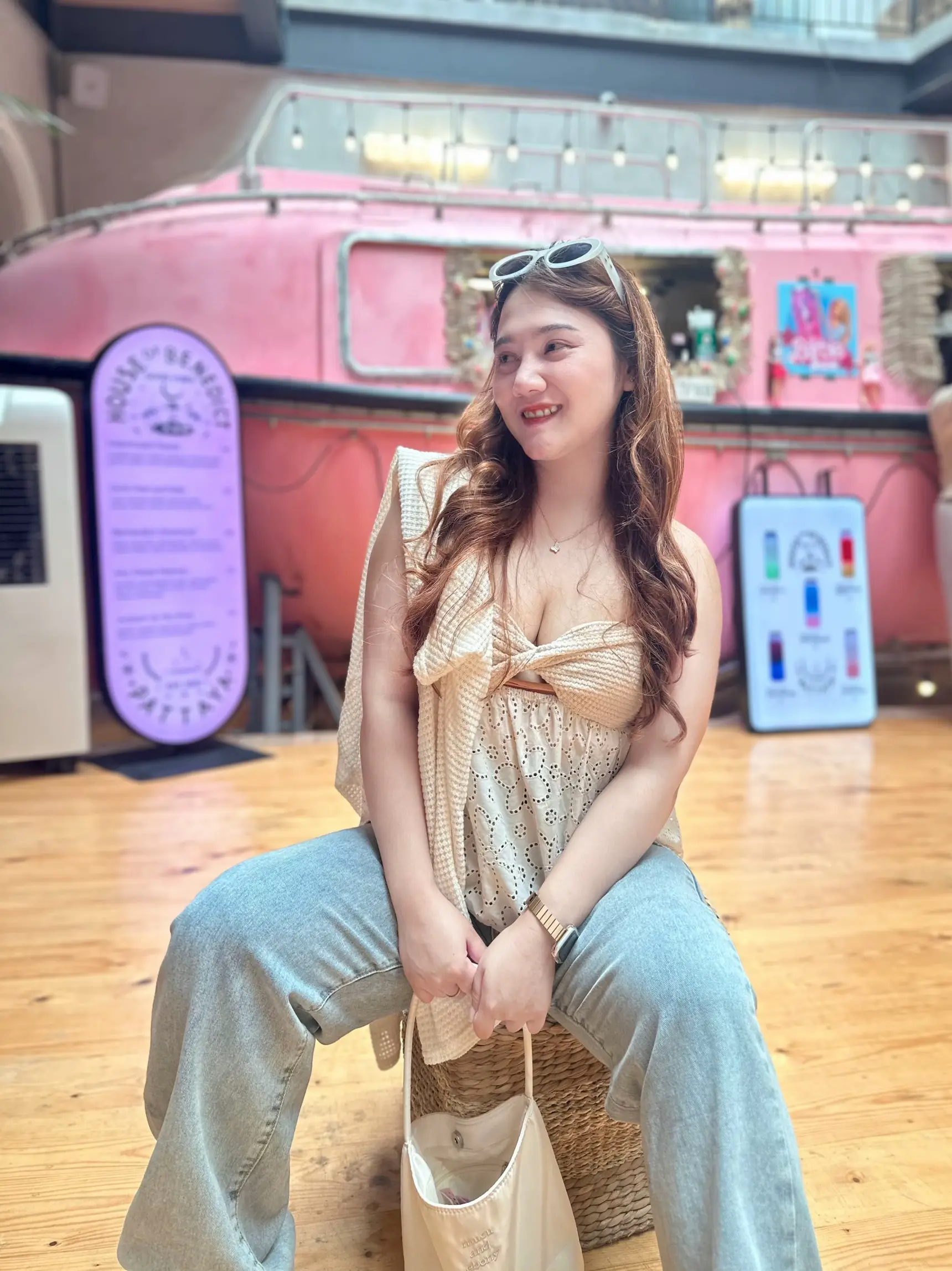 ไอเดียเสื้อผ้าสาวอวบไปทะเลยั่วๆจ้า | แกลเลอรีที่โพสต์โดย Chomploy | Lemon8