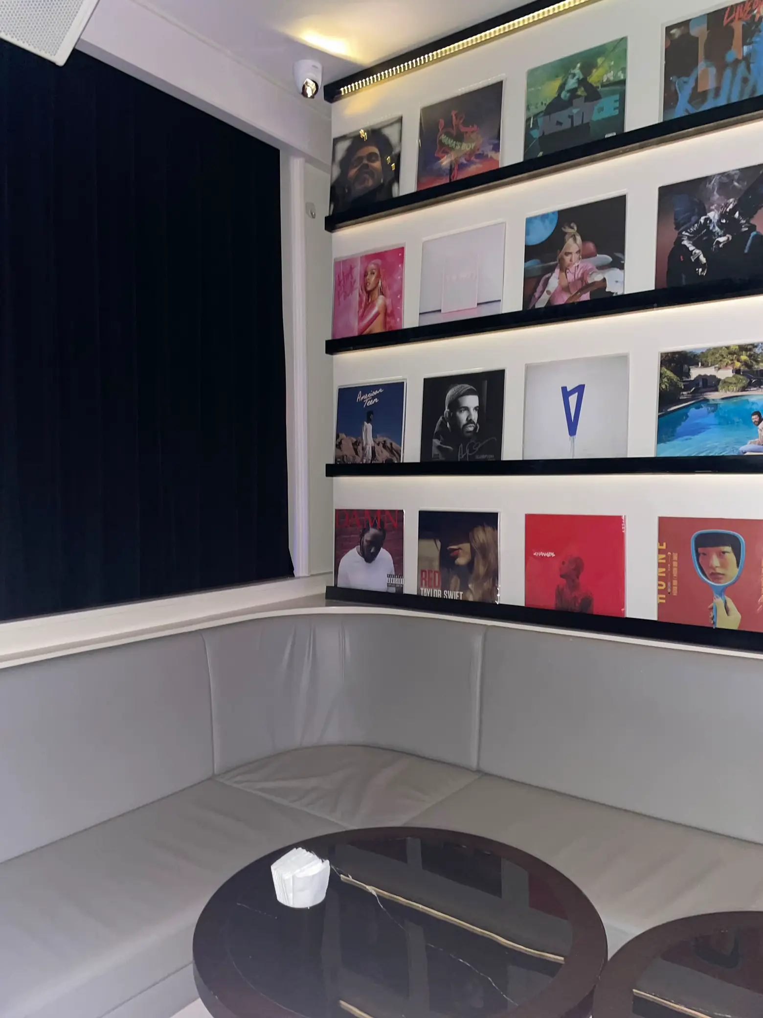 🍾Milley isc 🧊ร้านเหล้าสำหรับวัยรุ่นเทสดีย่านทองหล่อ 🥃 | แกลเลอรีที่ ...