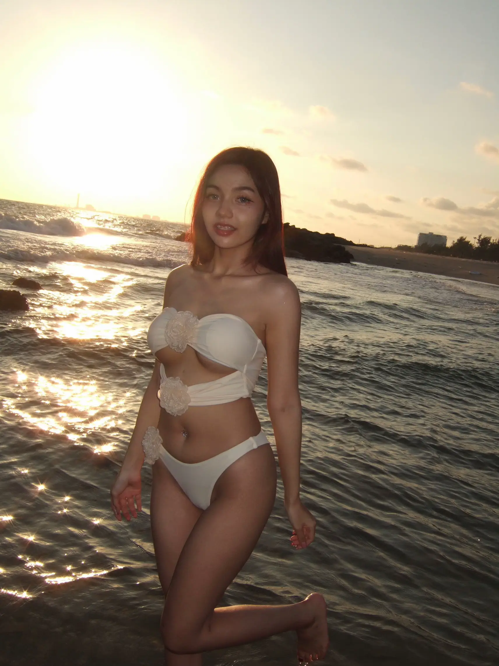 หาดลับระยอง คนน้อย ฟิลปูซานสุดๆ🌊 | แกลเลอรีที่โพสต์โดย Prang Patcha | Lemon8