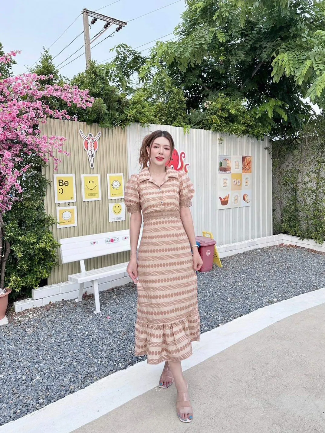 #เดรสปักทรงเจ้าหญิง ทรงสวย น่า | แกลเลอรีที่โพสต์โดย Sureeporn | Lemon8