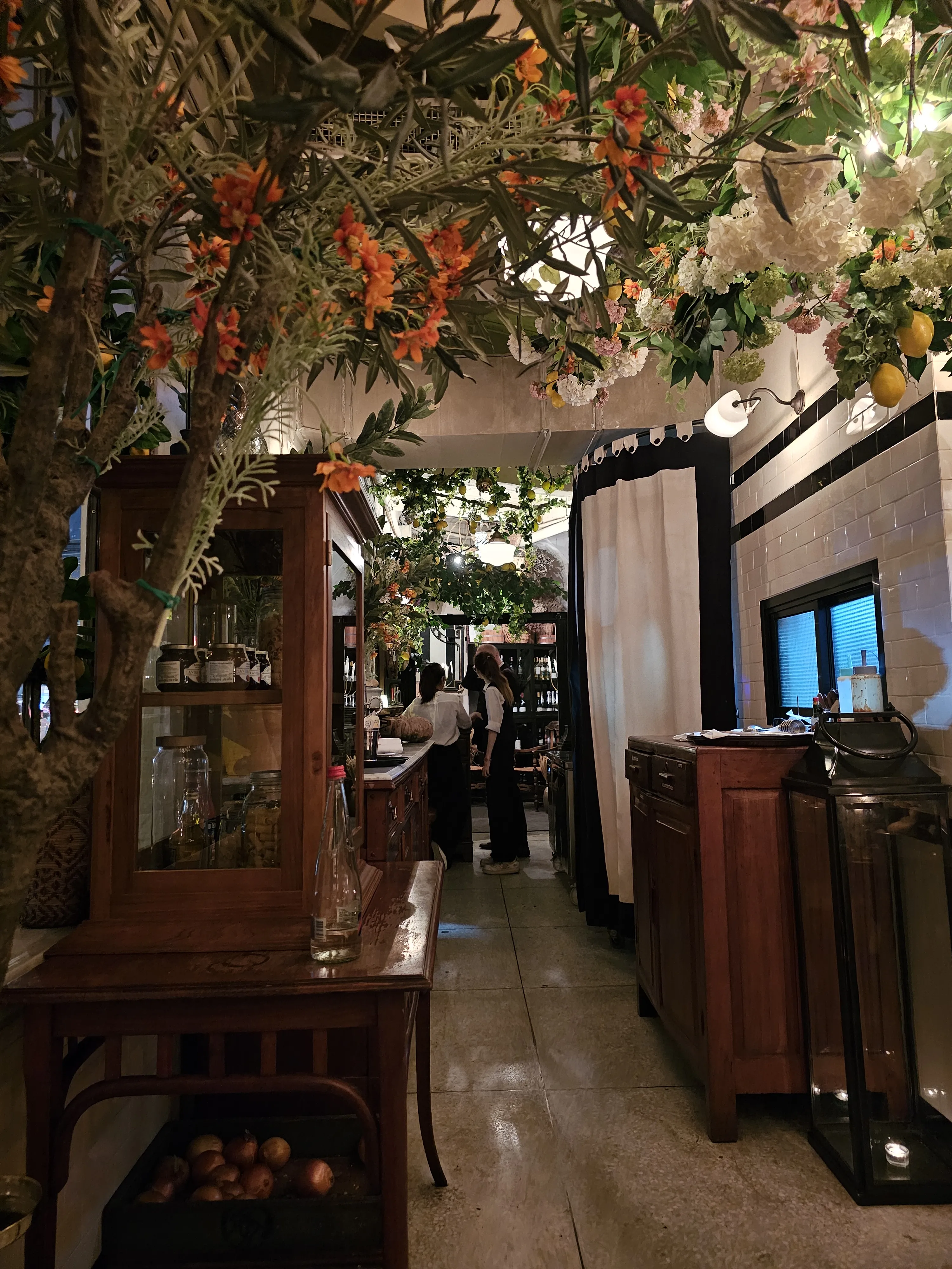 Conento italion🍫🥧 | แกลเลอรีที่โพสต์โดย Sattaporn Guy | Lemon8